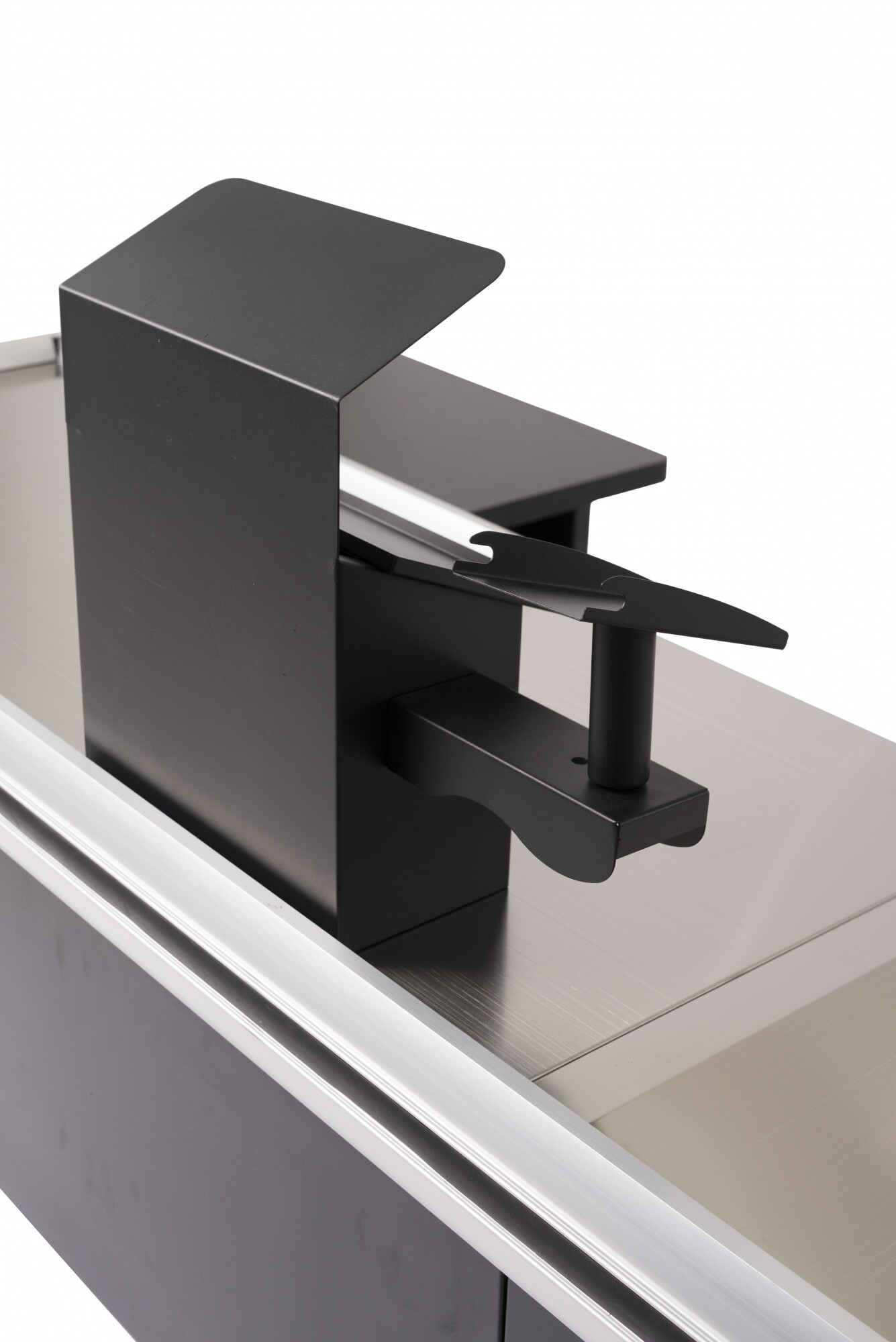 Soporte Teclado Checkout — Mundo M