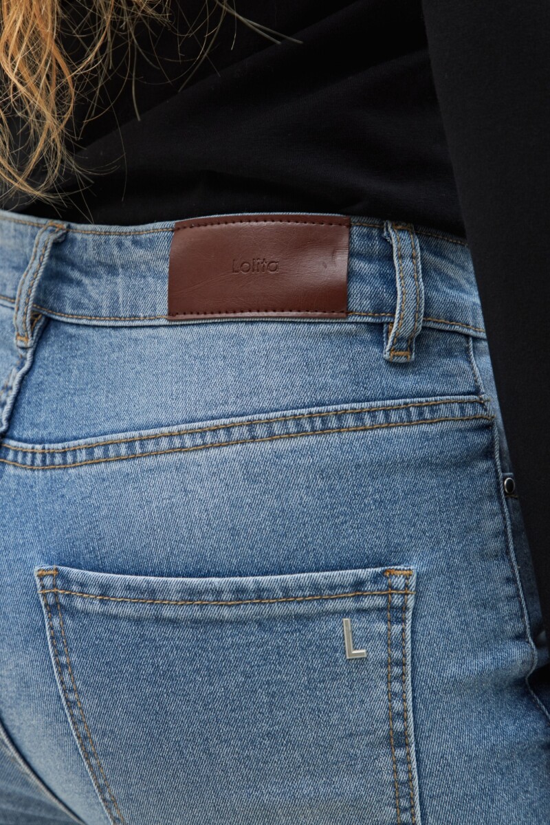 Jean recto Judy con apliques - jean claro — Lolita