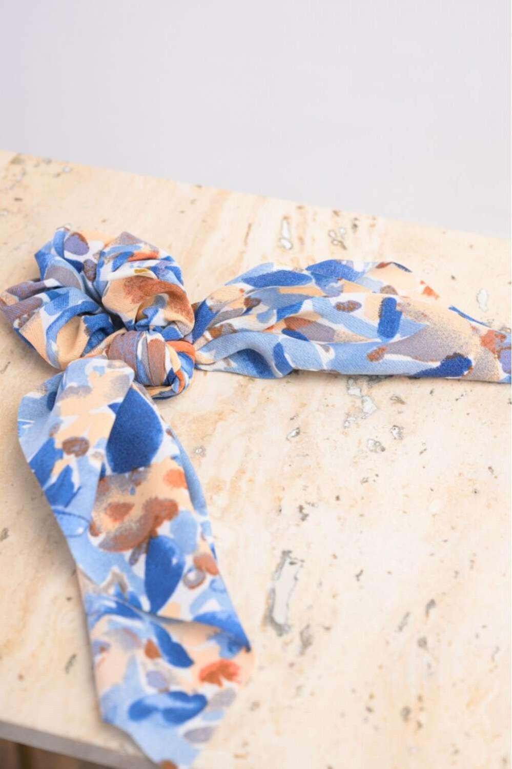 Scrunchie Moño - Celeste — Tienda Soy Santander