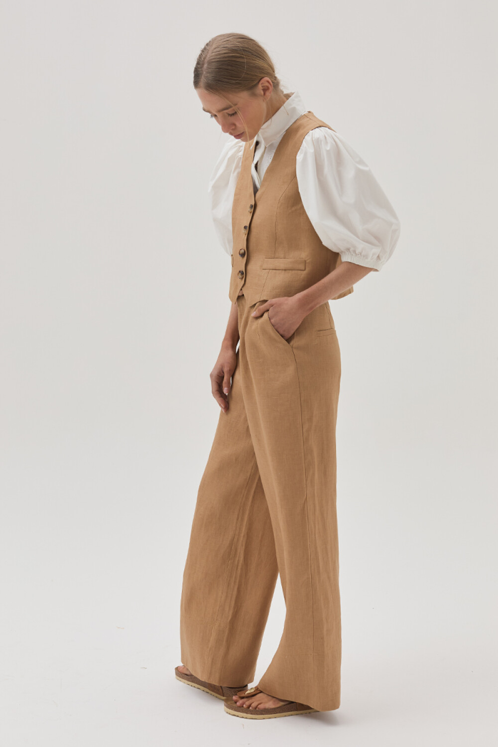 Chaleco Kai - Camel — Saura