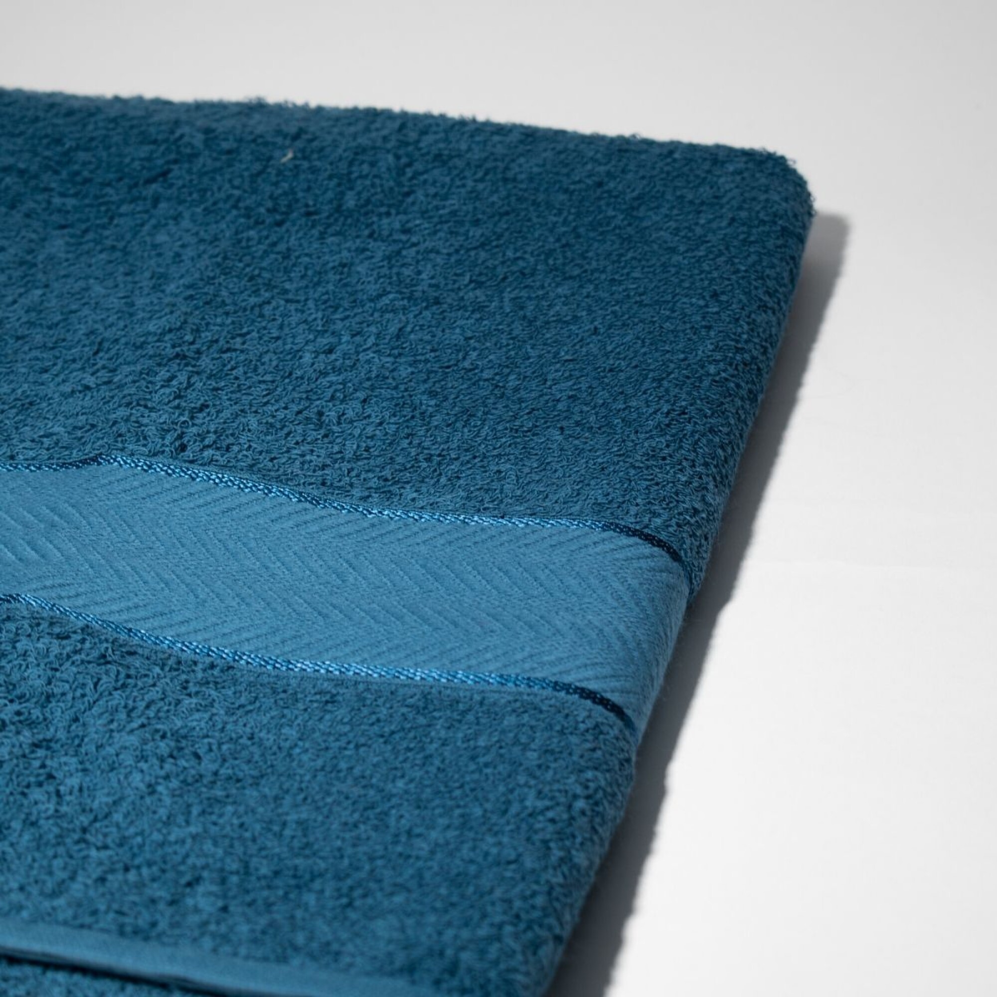 TOALLA DE BAÑO 70X140 - AZUL — Los Muchachos