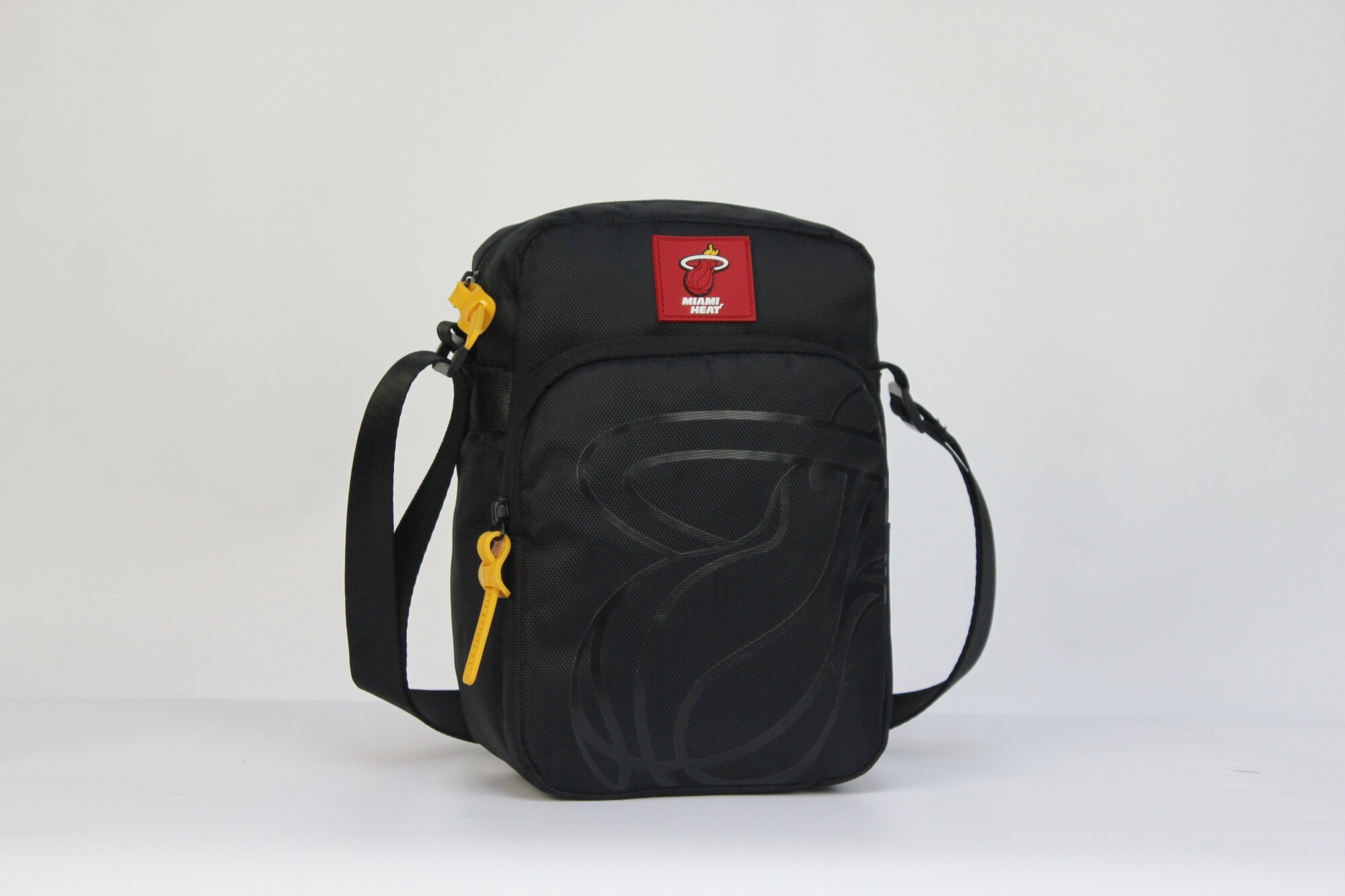 Morral nylon Clásico Miami Heat - NBA - Negro — Canva Store