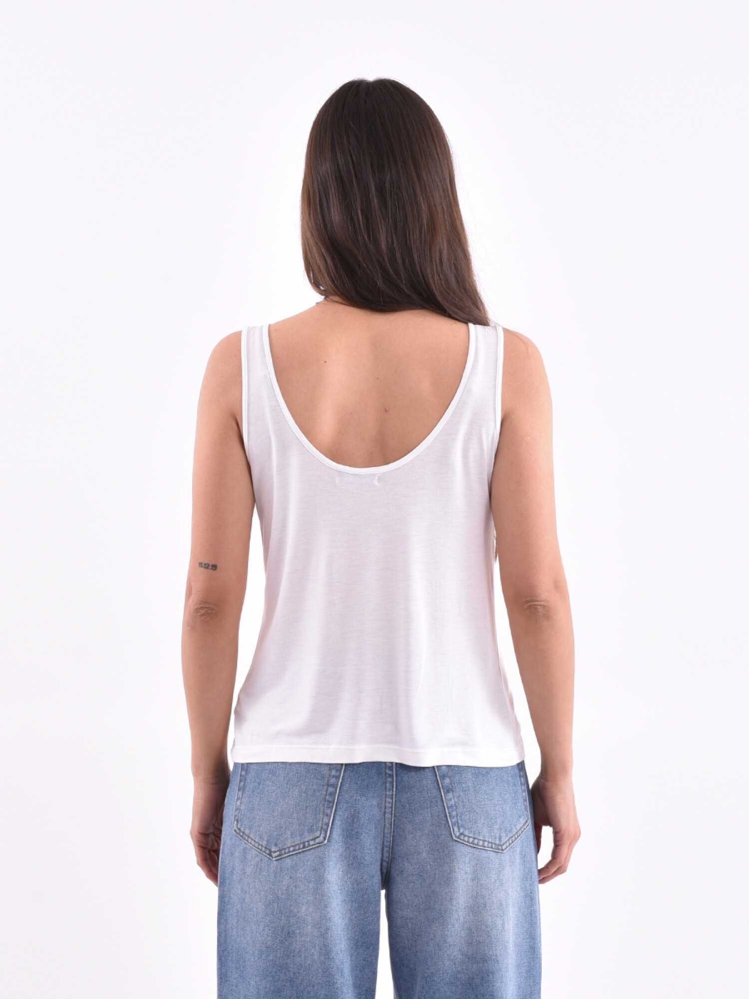 MUSCULOSA BÁSICA ELENA - BLANCO — Guapa