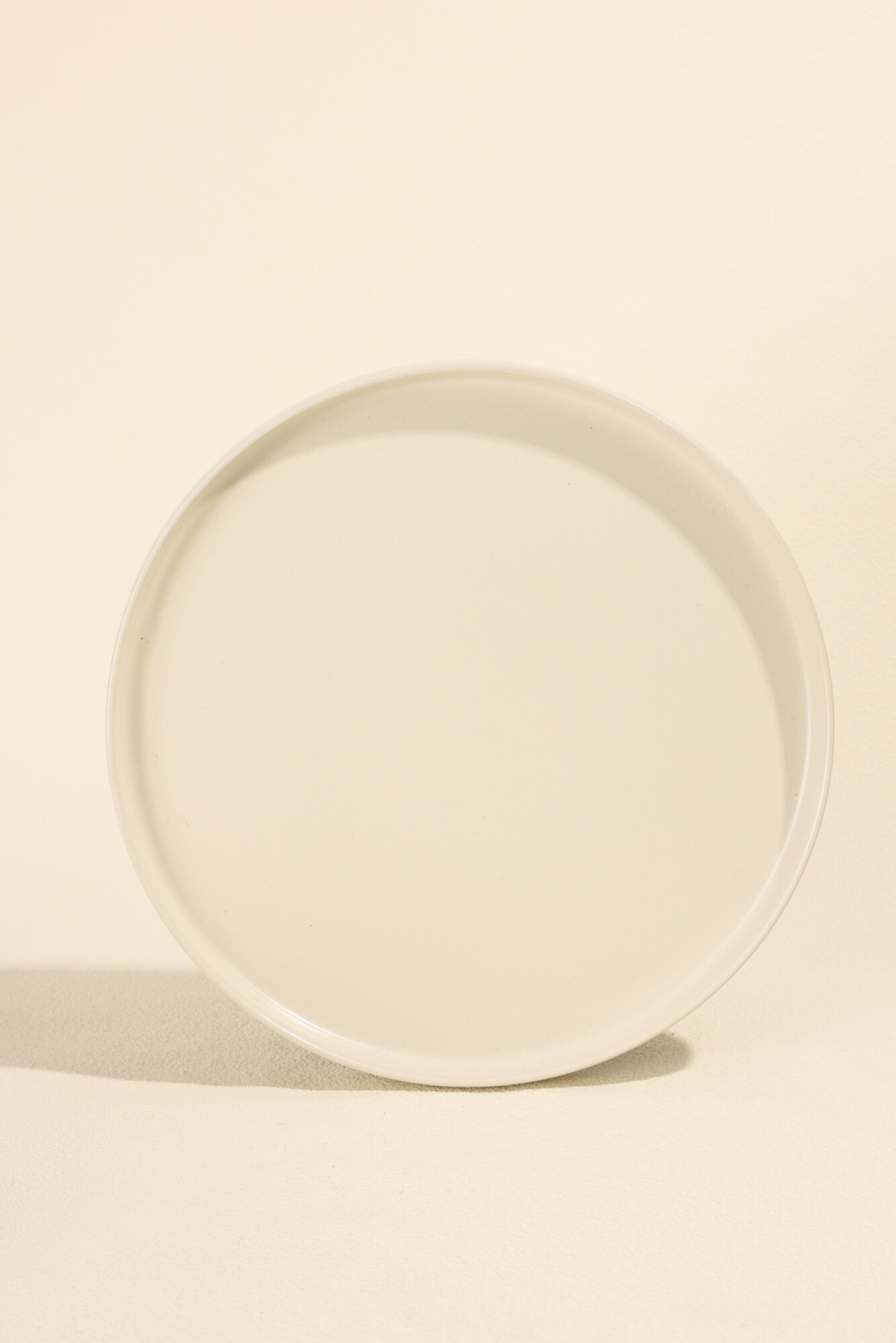 Plato Mesa Rin - Color Unico — Indian