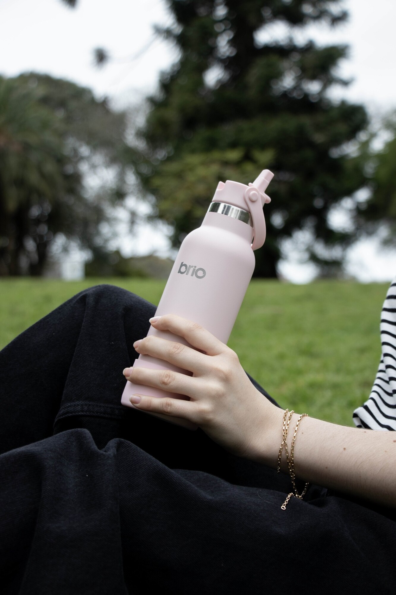 Botella En Acero Inoxidable brio 750ml Con Sorbito Y Manija - Rosa — Lasa
