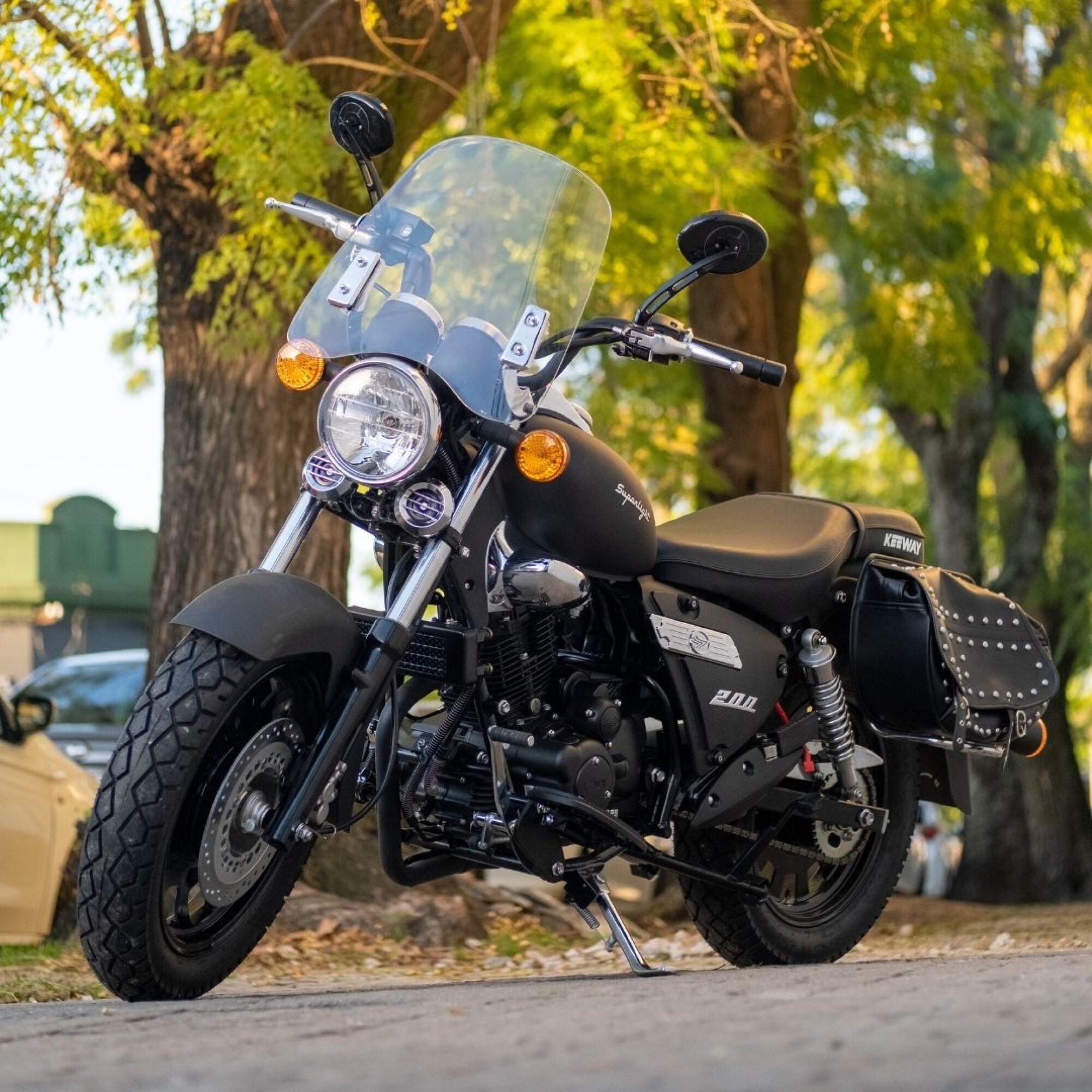 Keeway Superlight 200 - Negro - Reserva — Bike Up