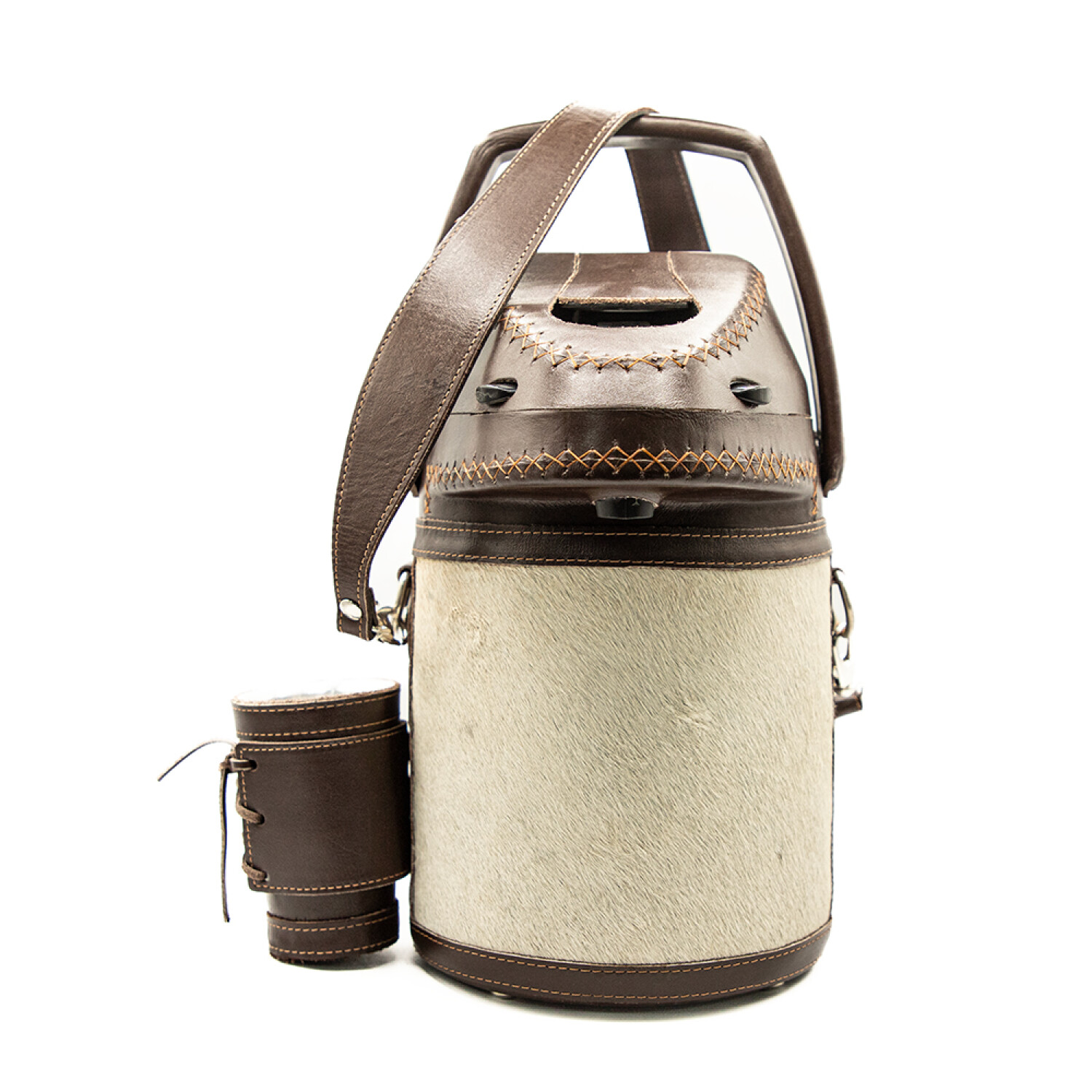 TERMO FORRADO EN CUERO CON PELO - MARRON OSCURO — Mate Charrúa