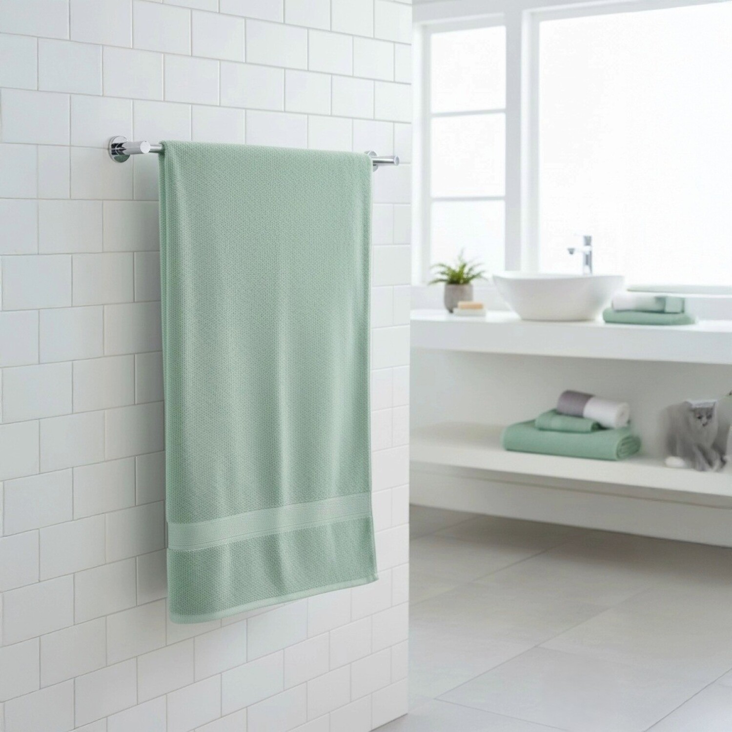TOALLA ICONE VERDE 70X140CM 500Gr P/BAÑO — Feria Asuncion