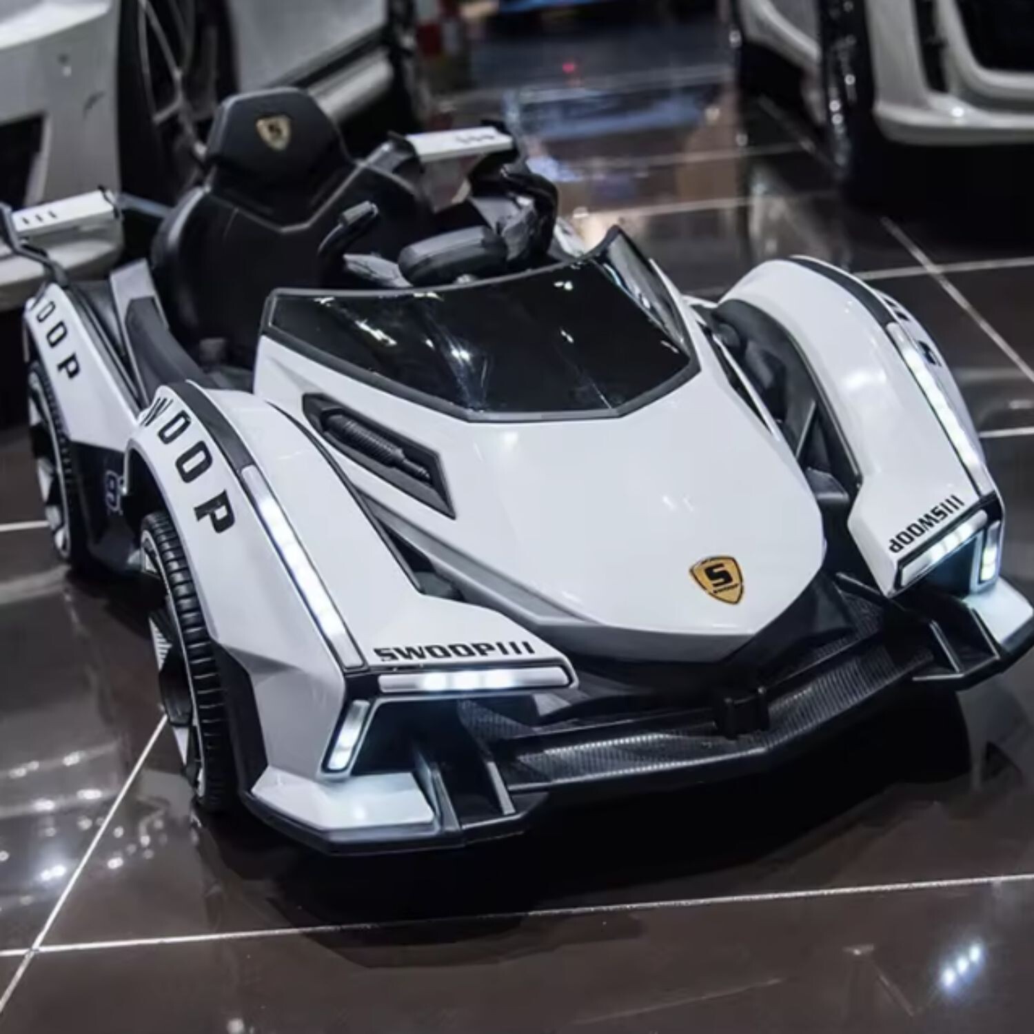 Auto de Carreras Infantil a Batería F1 - Blanco — Electroventas