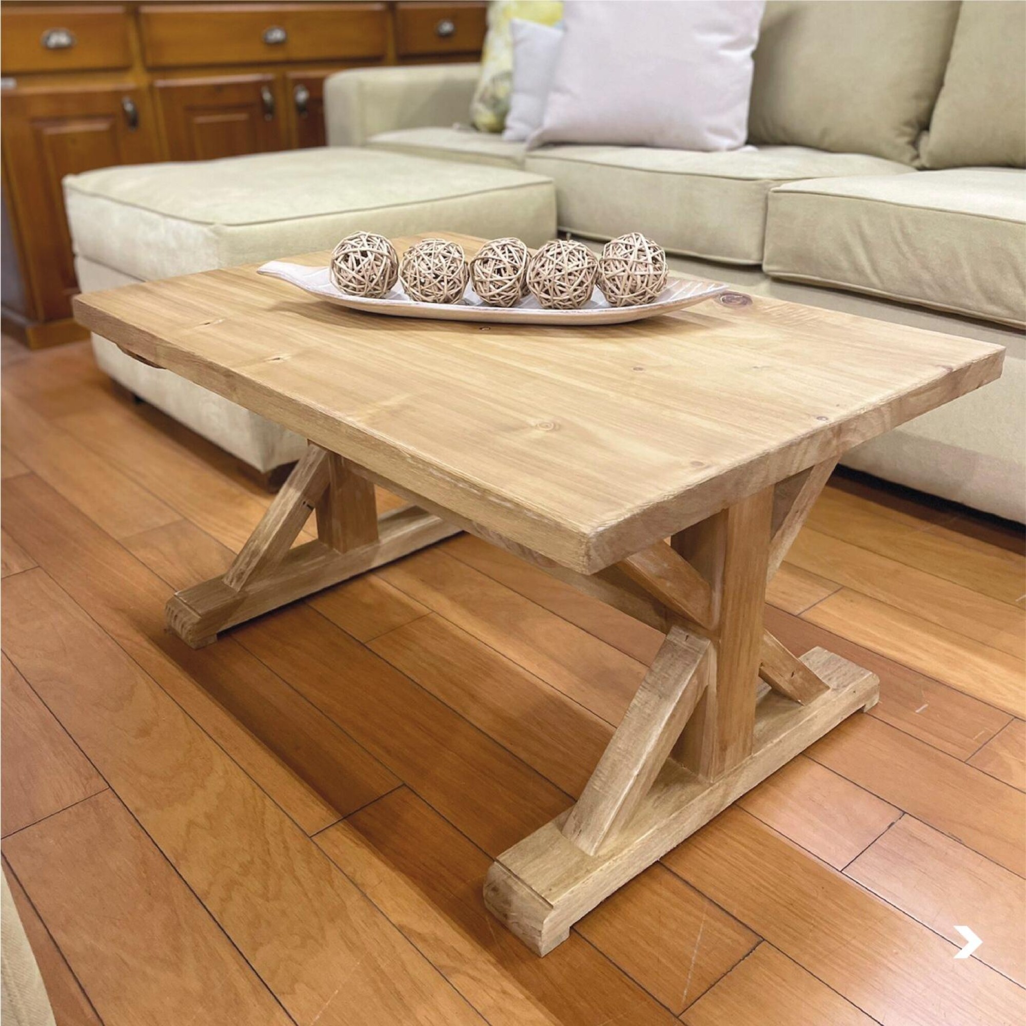 Mesa de living rustica 90cm — Serra Amoblamientos