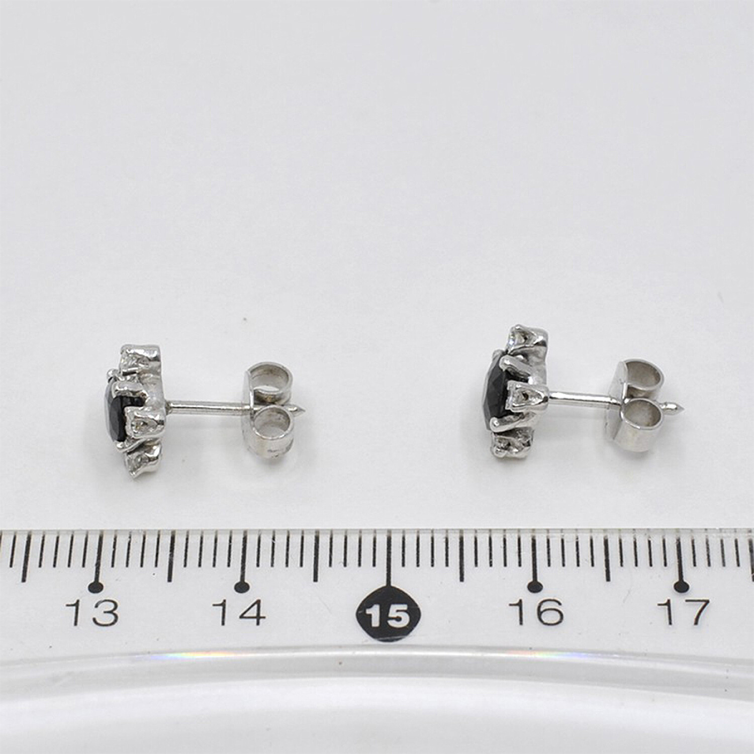 Caravanas oro 18K blanco, brillantes y zafiros — Facello Joyeros
