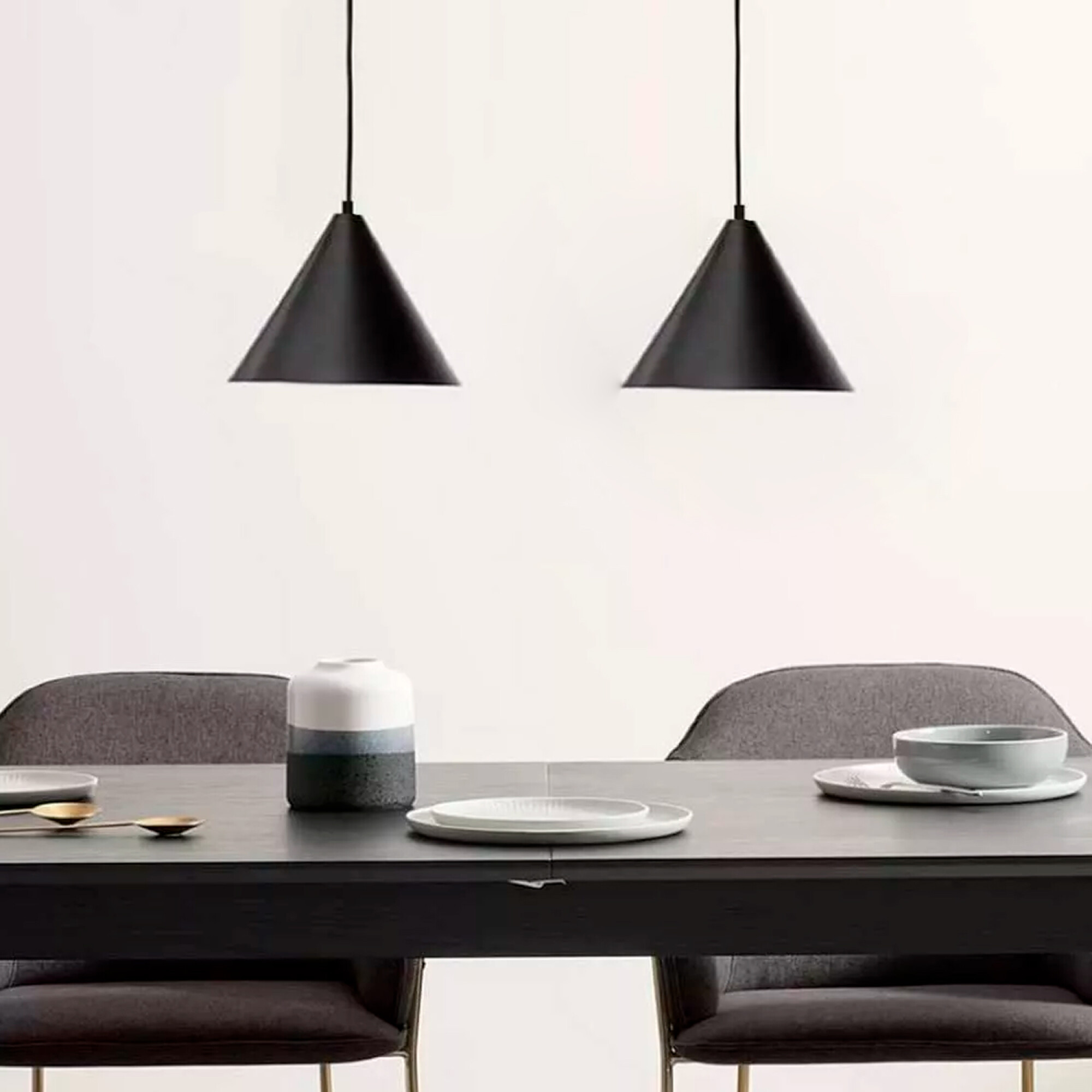 Luminaria Colgante Bucarest Big Negra ø 35 cm — Serlux