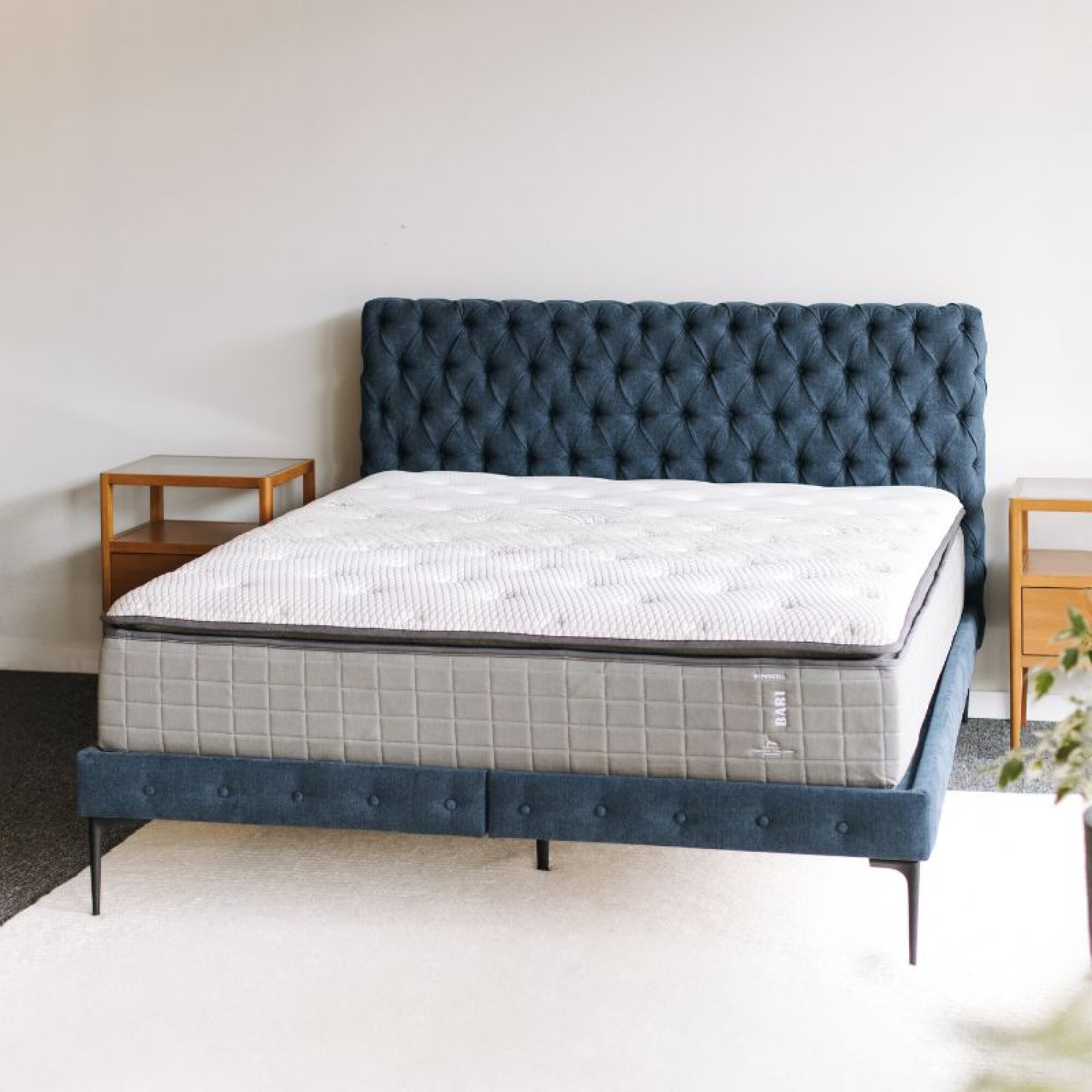 Cama Capitoneada / Azul marino — Fabrica Italiana