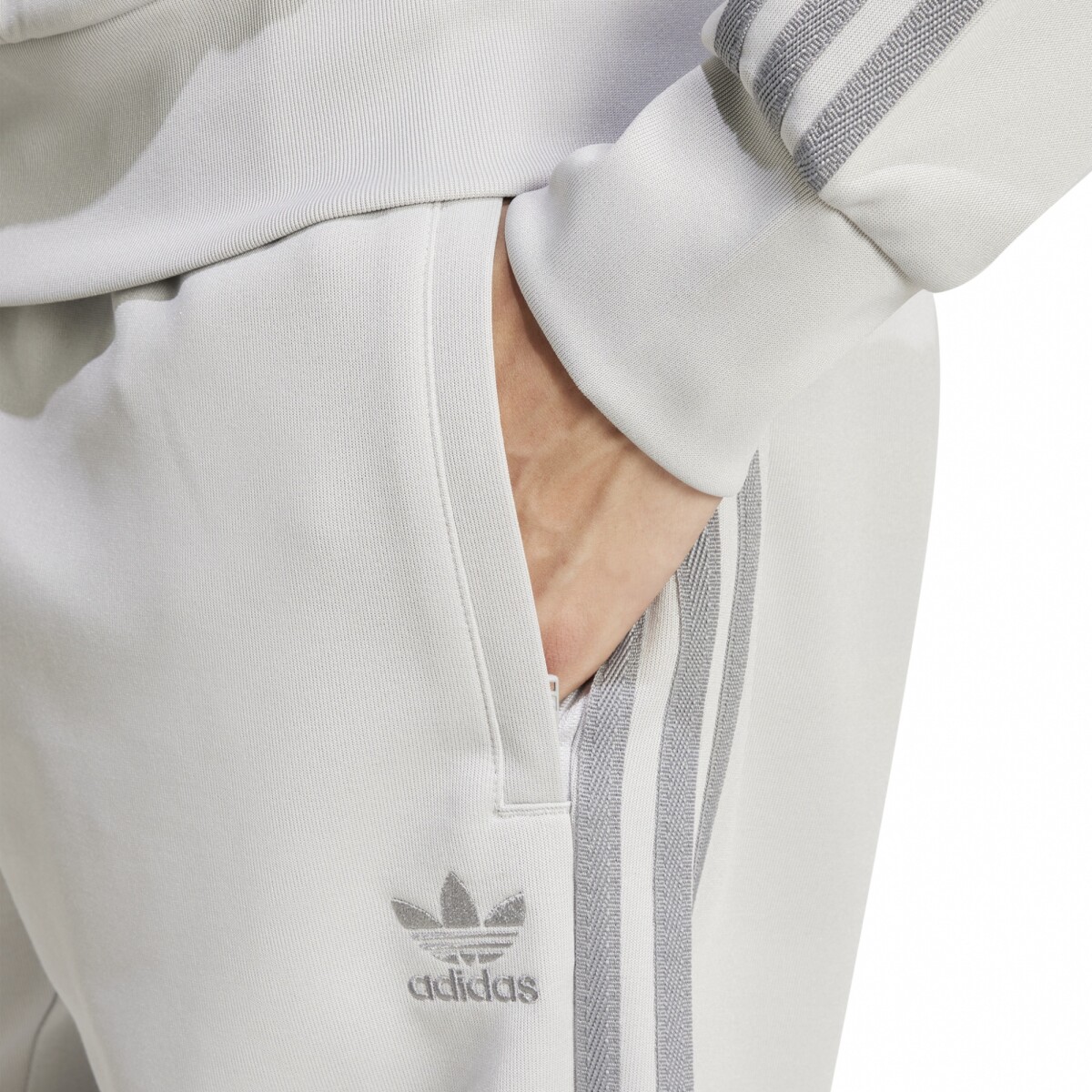 Adidas GREY TWO F17 - Grey — Zooko