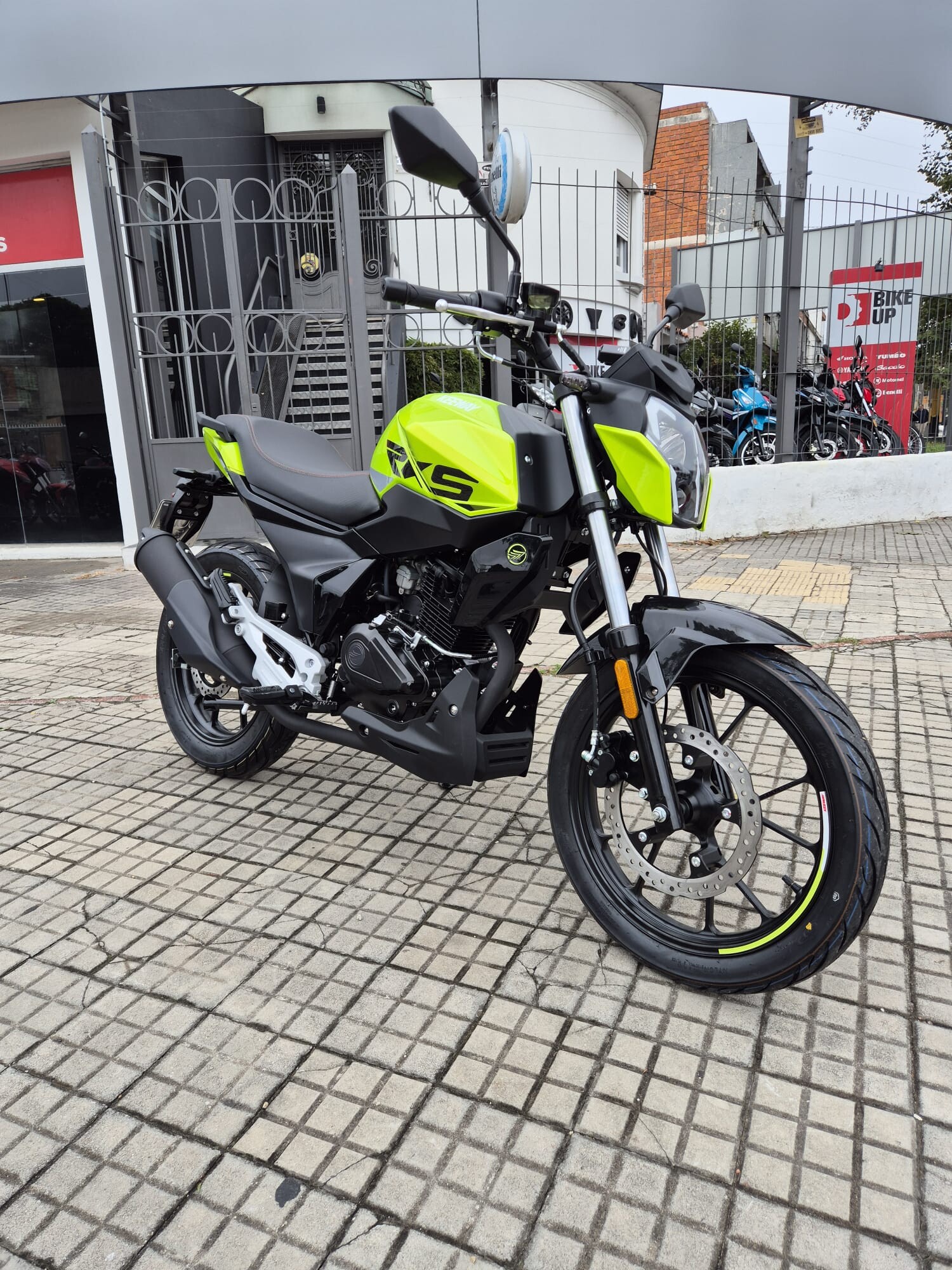 Keeway RKS 125 S - Acid Green - Reserva — Bike Up