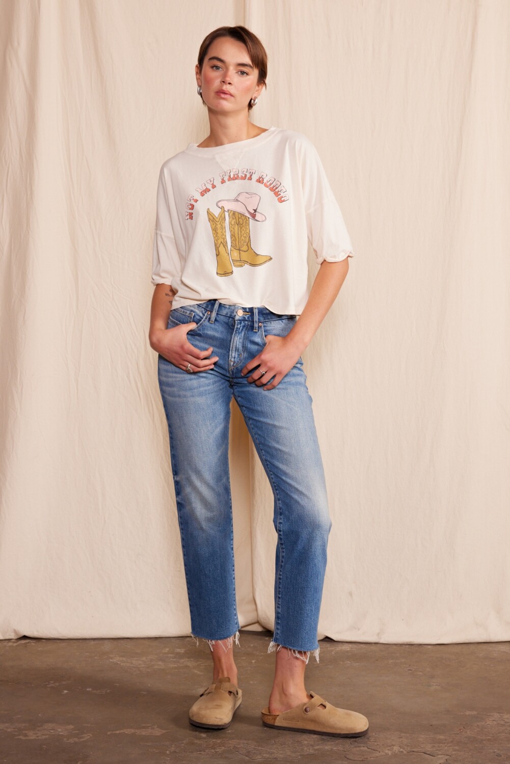 NOT MY FIRST RODEO CREW NECK T — Magma UY