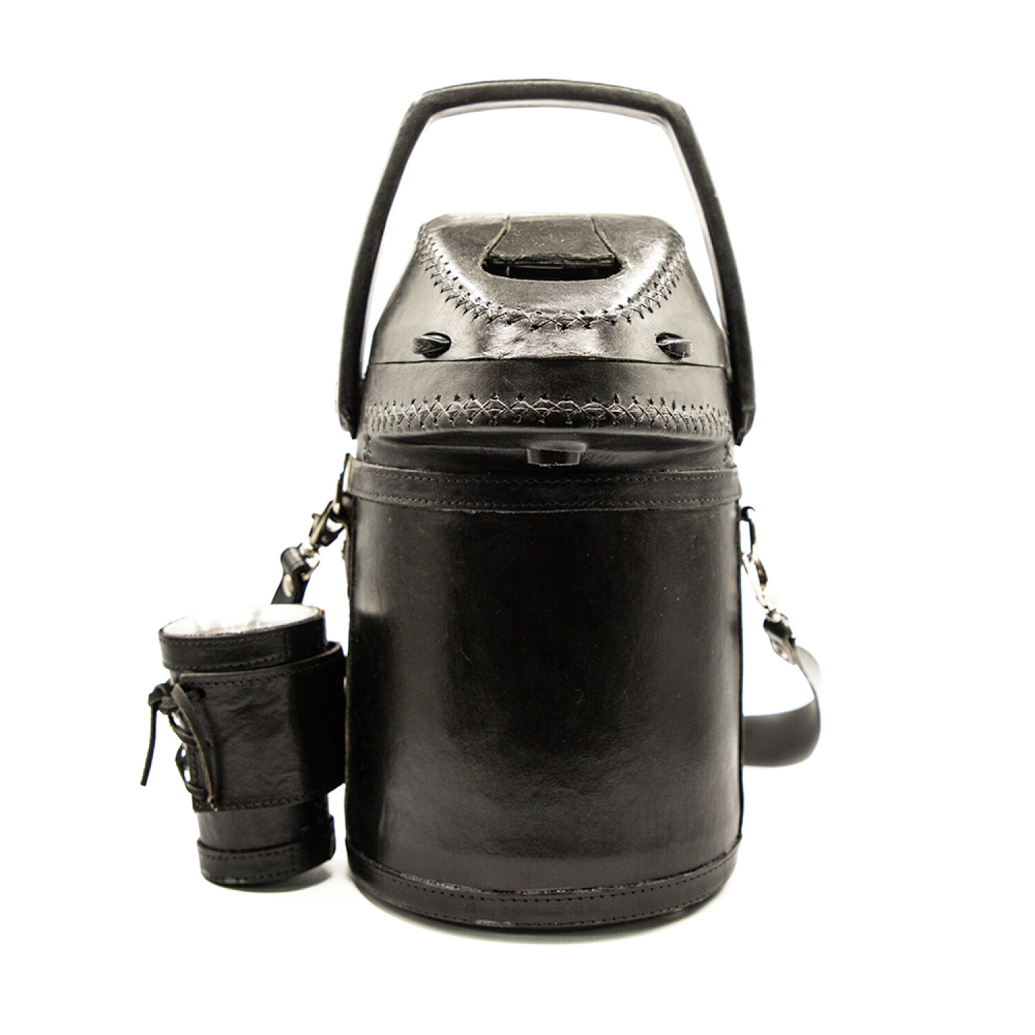 TERMO TERERE FORRADO EN CUERO NACIONAL - NEGRO MATE — Mate Charrúa