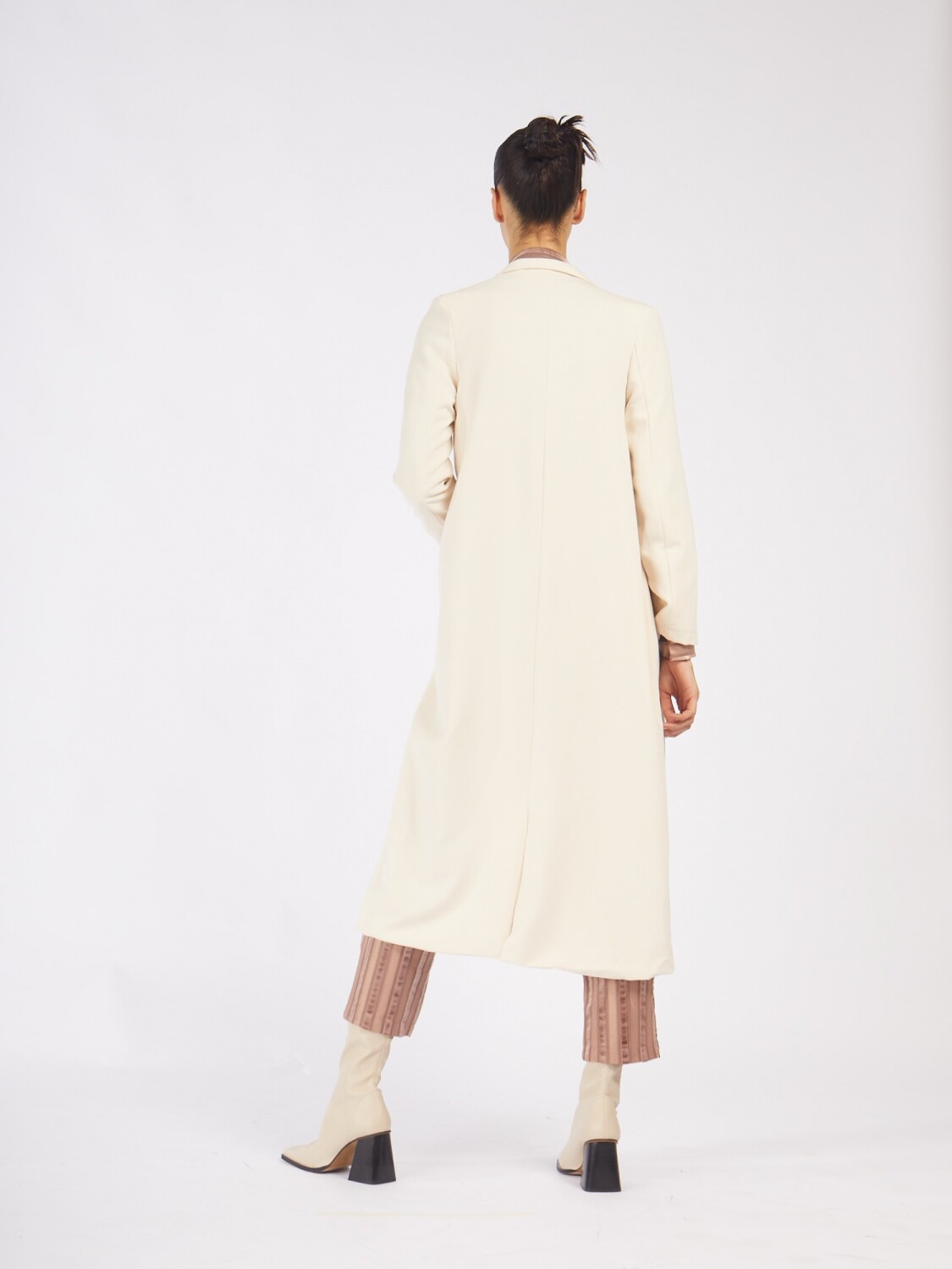 SPOLVERINO LUNGO DOPPIO PETTO — Magma CH