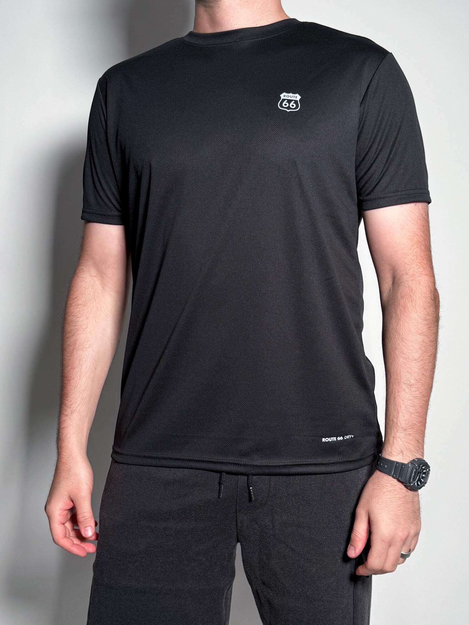 Remera deportiva DRY+ Renzo - Negro — Route 66