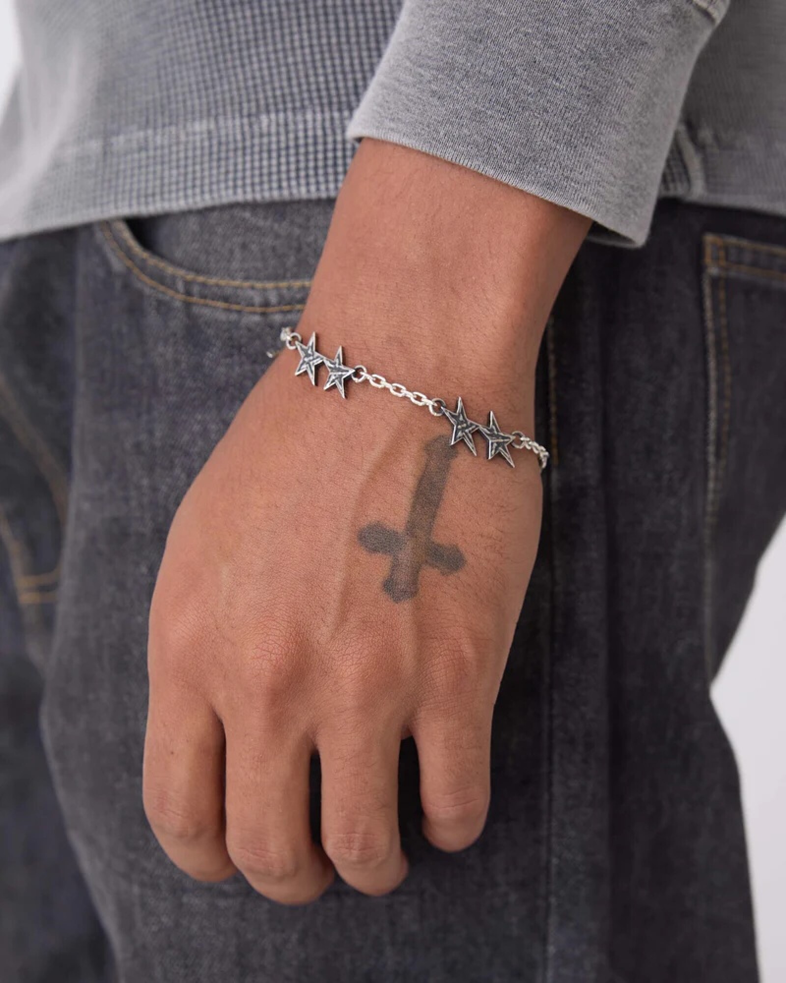 Signature Stars Bracelet — Neighborhood