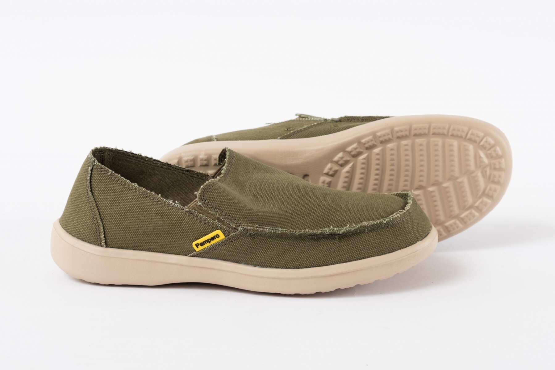 BELUGO IPORÁ - Verde Militar — Pampero