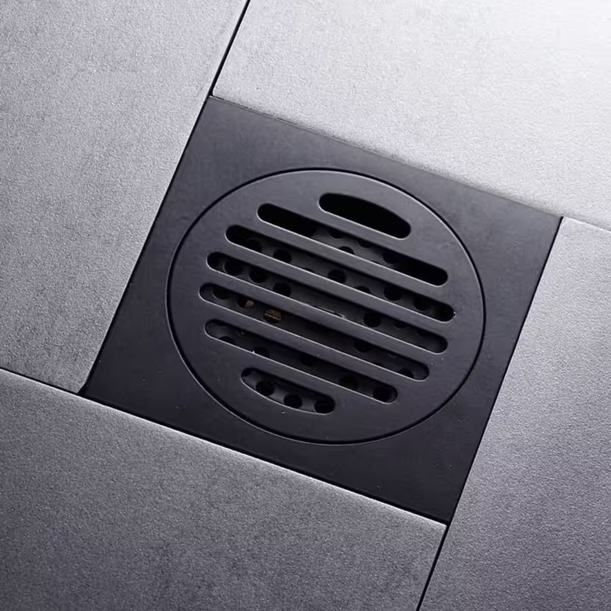 Rejilla De Piso 10x10 Negro Mate Dmc — Loysa