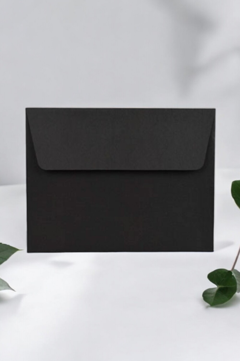 Sobre color 120 grs 14x18 cm. - NEGRO — PaperPack
