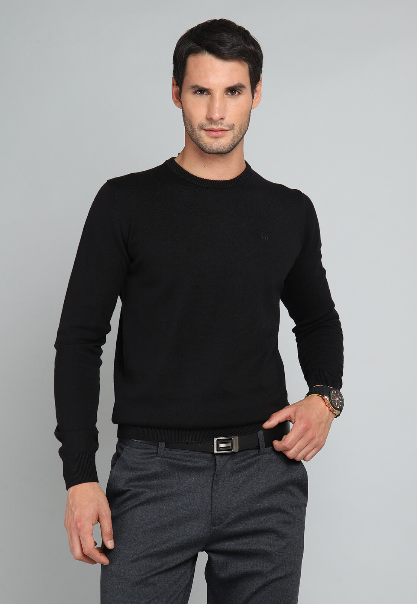 Sweater a la Base - NEGRO — ALTOCONCEPTO