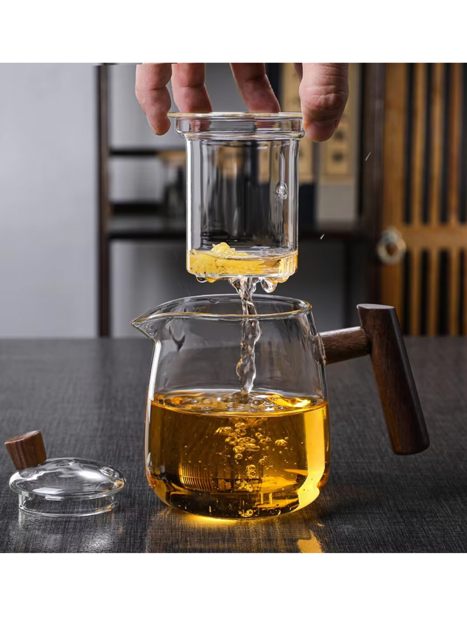 TETERA CON DIFUSOR 550 ML - PLATEADO — Guapa - Paprika