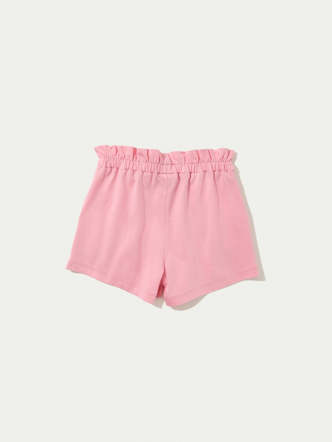 SHORT BÁSICO CON BOLSILLOS Y BORDADO - ROSADO — Hering