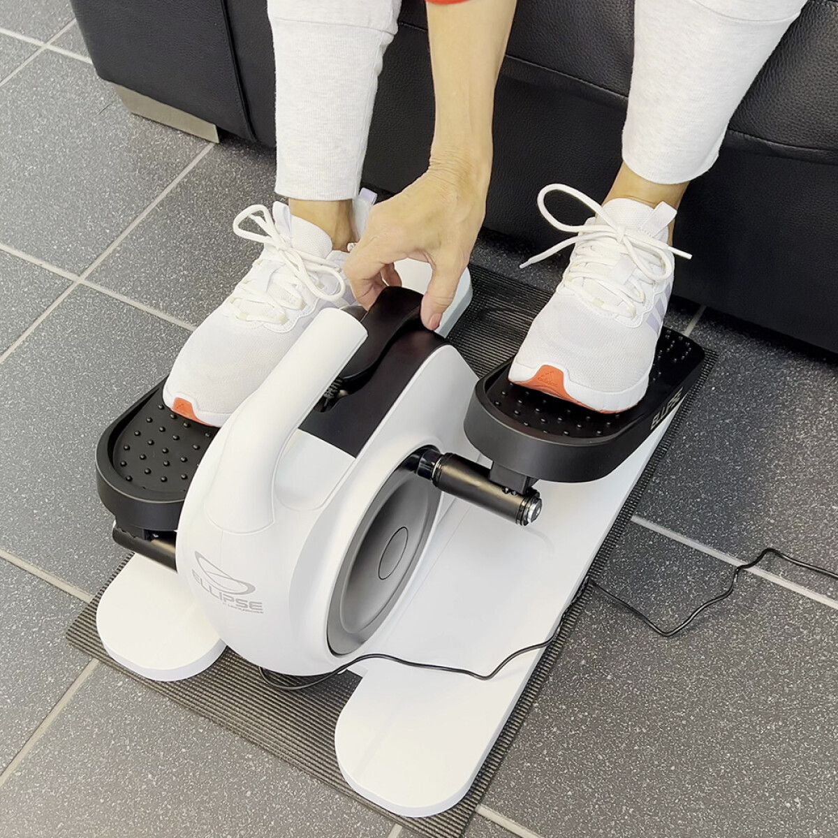 Ejercitador elíptico motorizado - Ellipse — Teleshopping