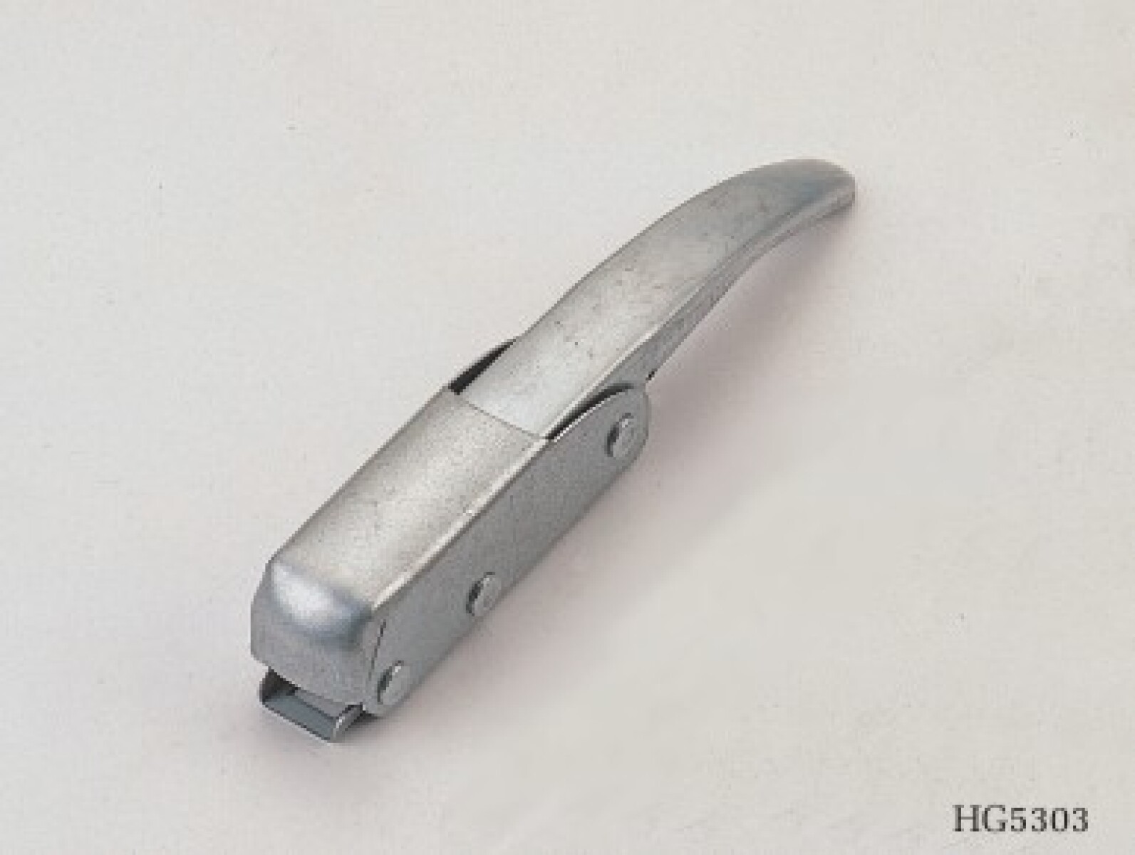 MANIJA NISSAN TRAS TRANCA PORTON LATERAL 720 DATSUN 1200 - — Cymaco