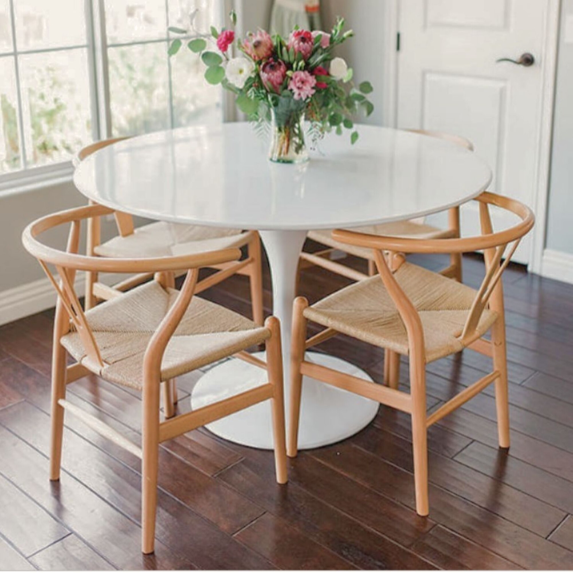 Promo 4 Sillas Wishbone — La Cueva Muebles