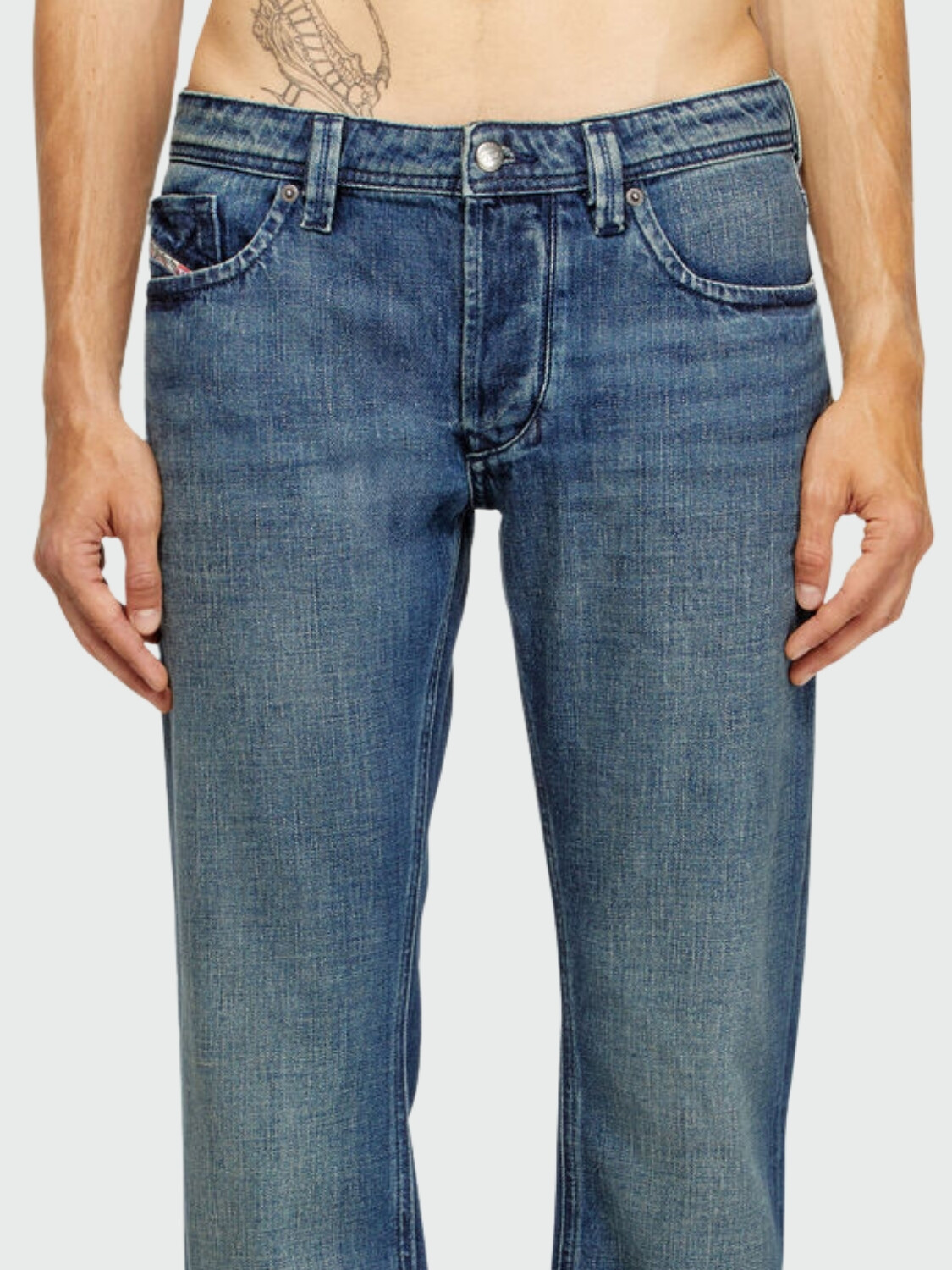 DIESEL - Jeans 1985 Larkee 0DBDS — Fifth Ave