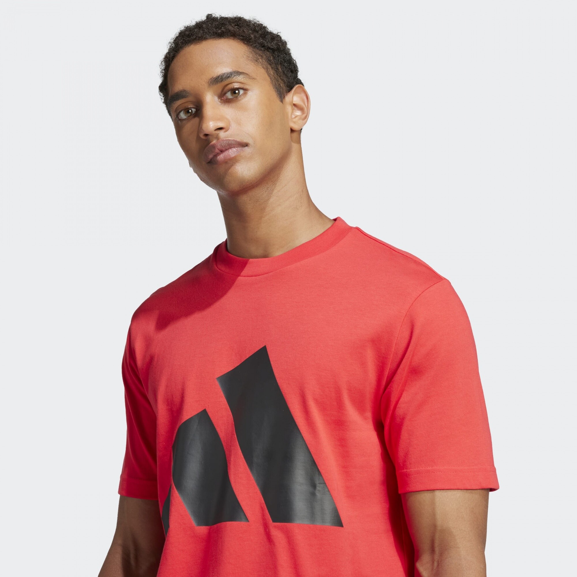 Remera Adidas Essentials Logo - Rojo — Pricebox