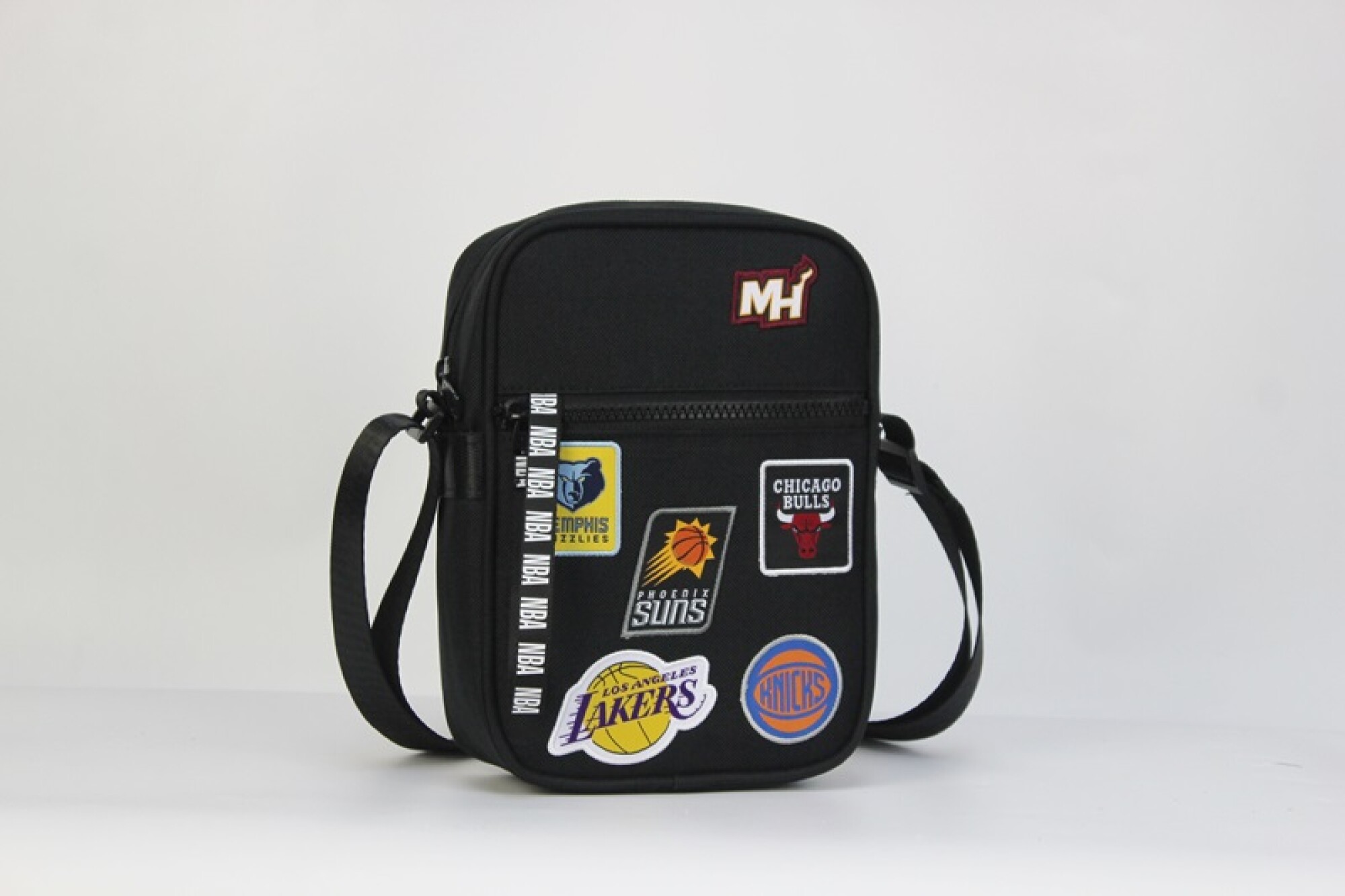 Morral clásico doble cierre - NBA - Negro — Canva Store