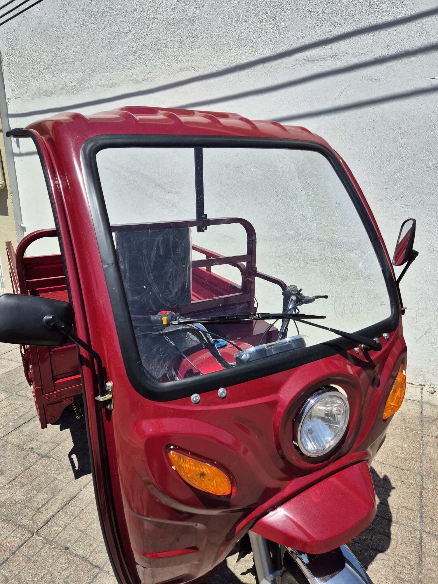 Yumbo Cargo 125II - Con Cabina - Reserva — Bike Up