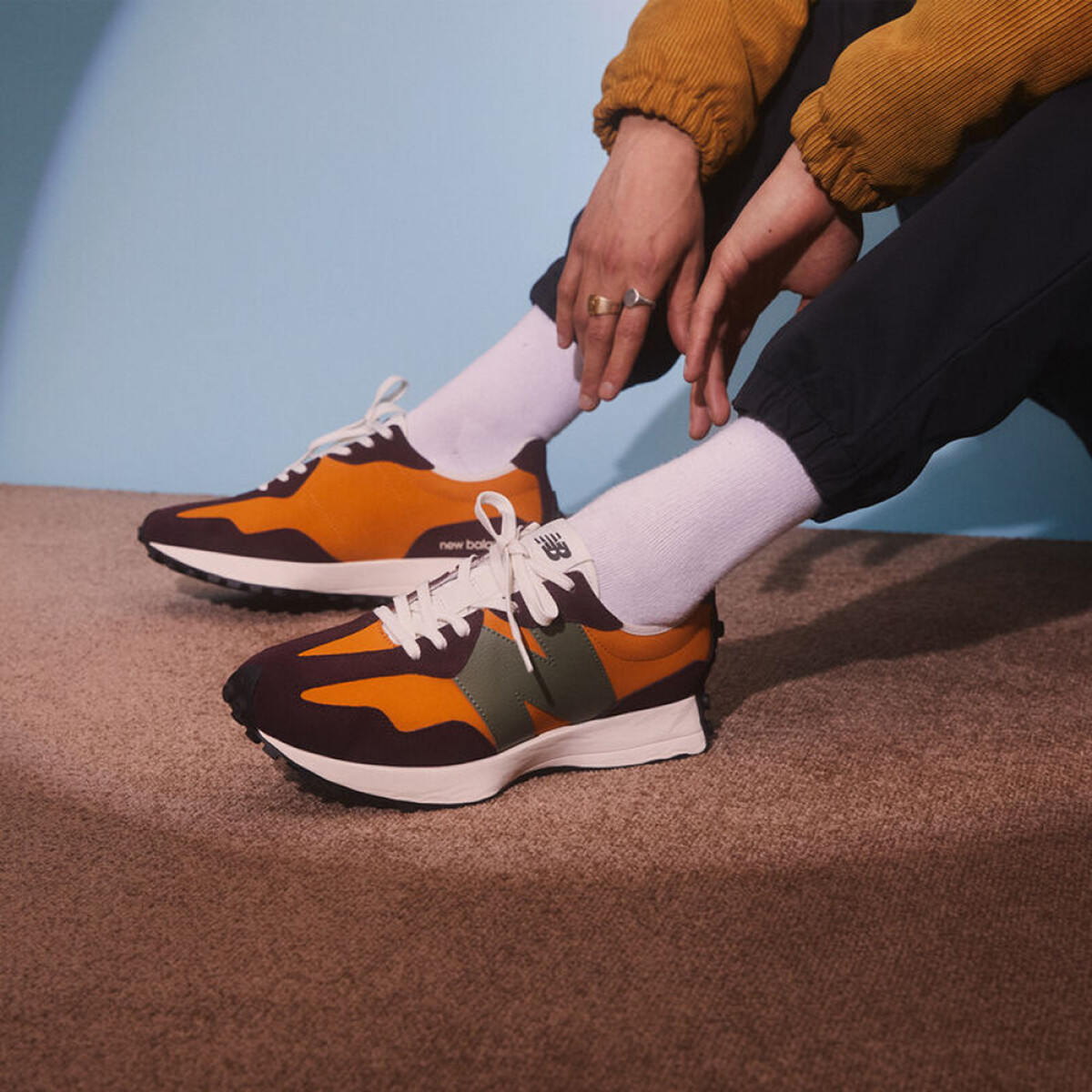 NEW BALANCE 327 - Orange — Zooko