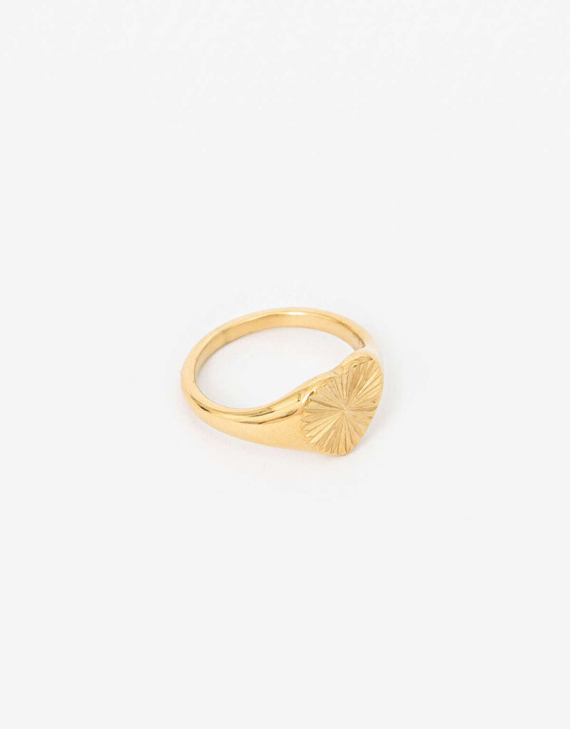 Anillo De Acero Corazón - Dorado — Tienda Soy Santander