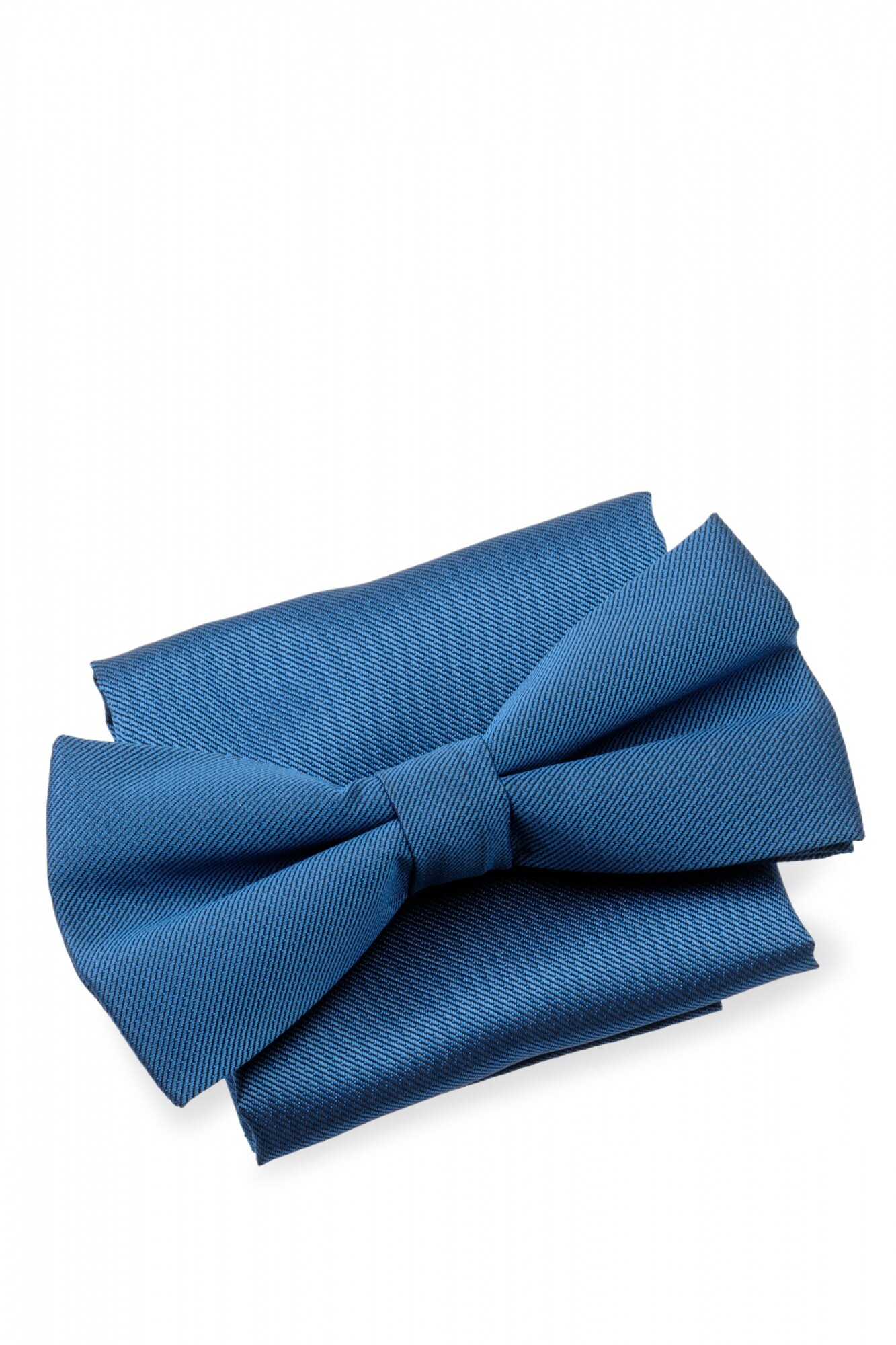 Moña con pañuelo - PETRÓLEO — ALTOCONCEPTO