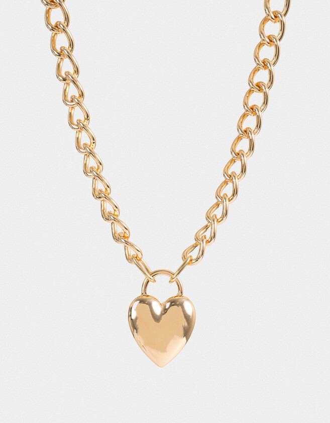 Collar Corto Con Corazón Chunky — Todomoda