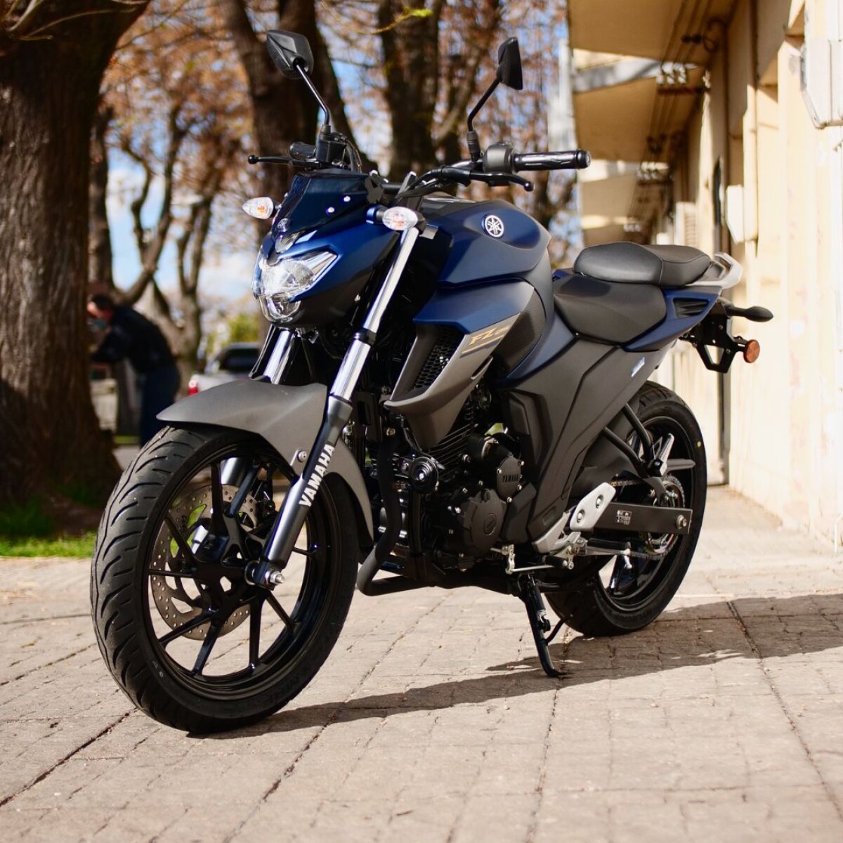 Yamaha FZ25 ABS - Azul - Reserva — Bike Up