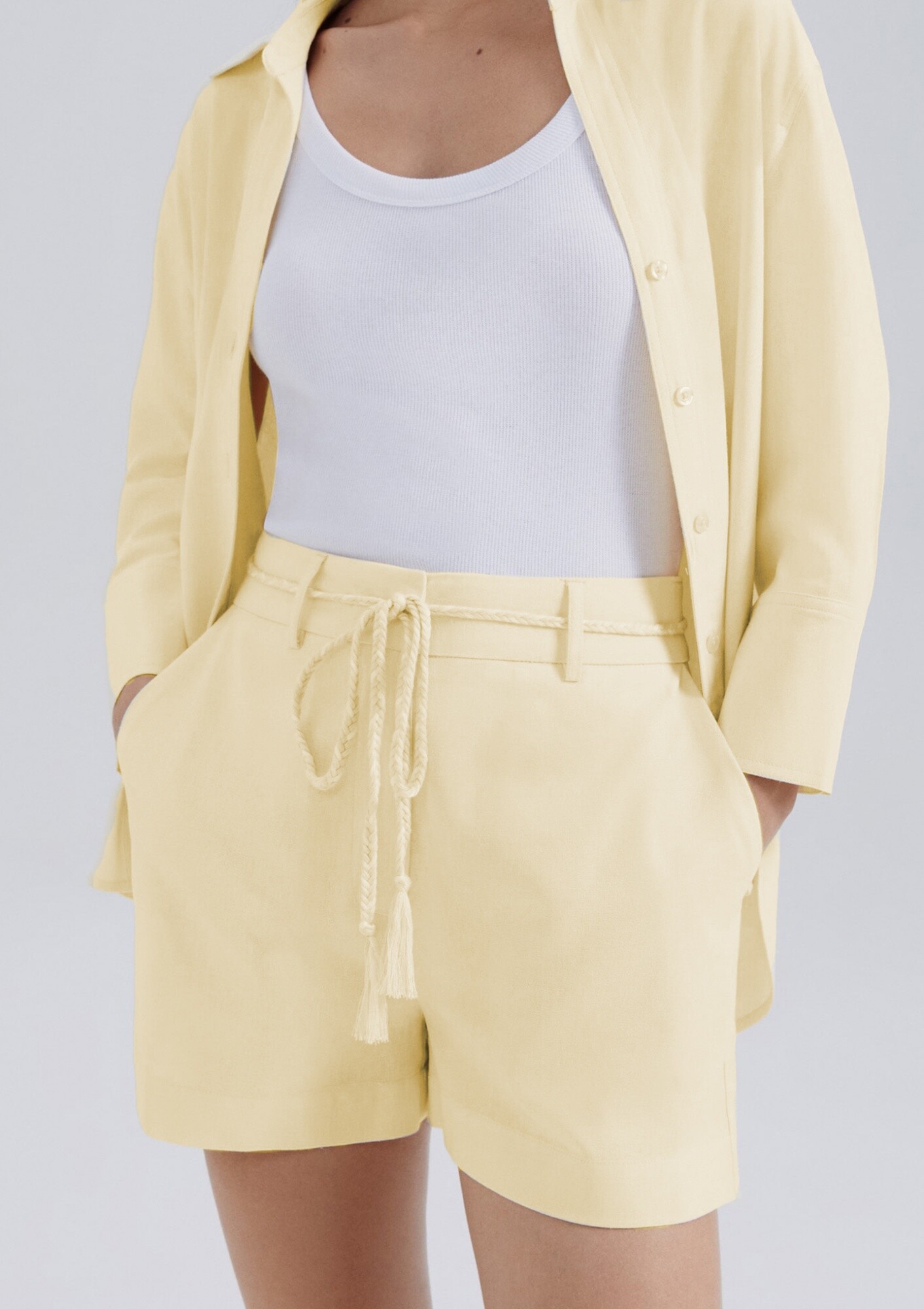 SHORTS FEM - AMARILLO — Hering