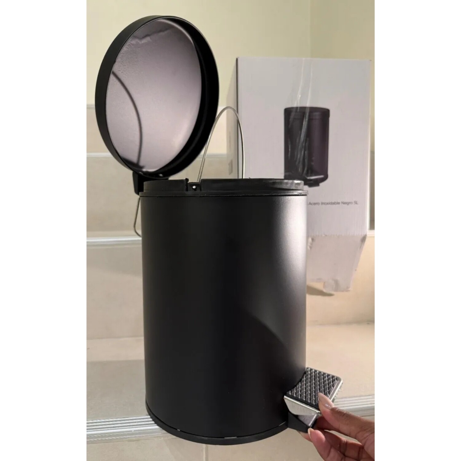 Tacho de Basura 20 Lts Lumax Cesto de Residuos Pedal o Manual - Negro ...