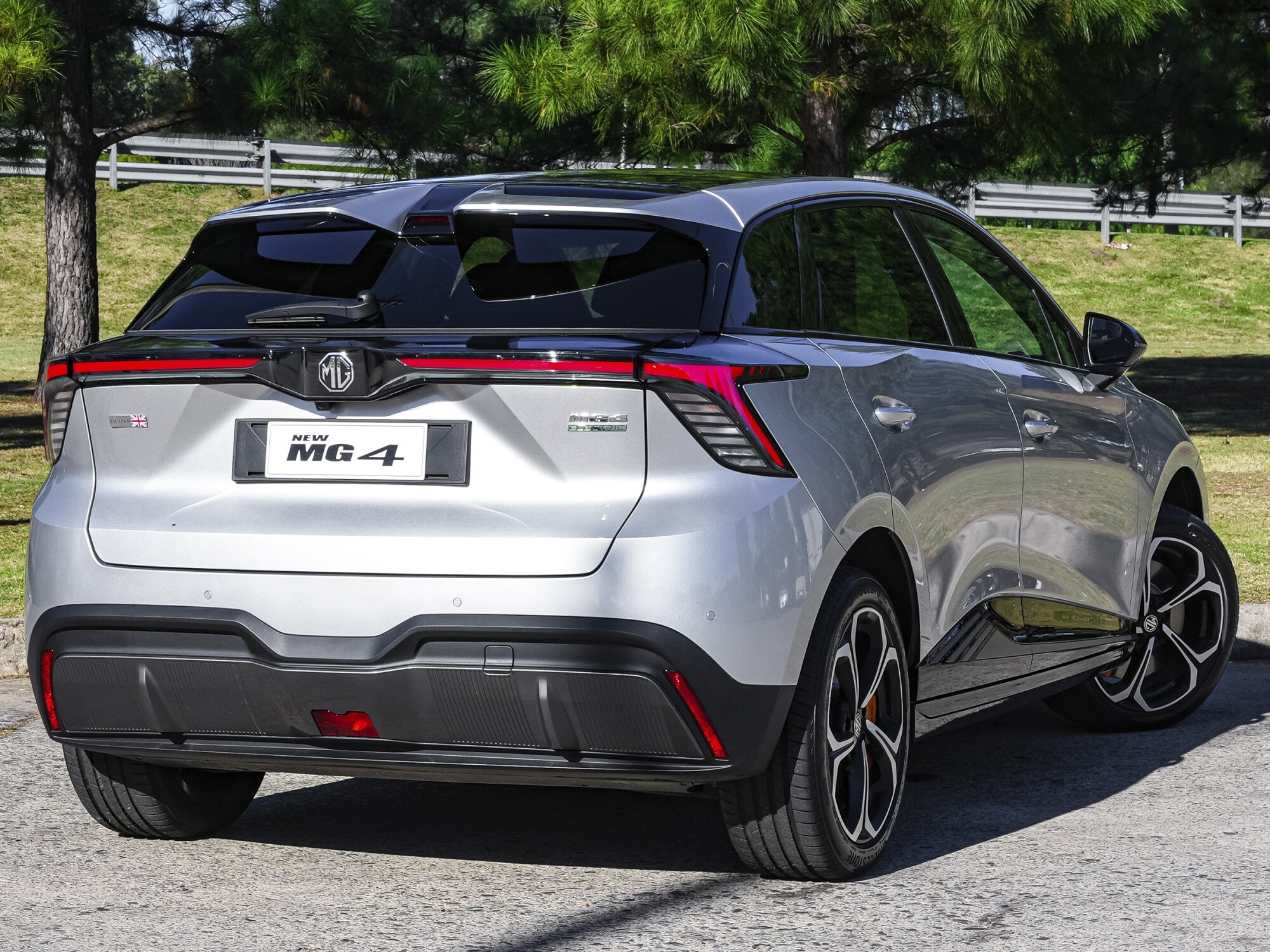 MG MG4 Power Deluxe Extra Full 2026 0KM — Motorlider