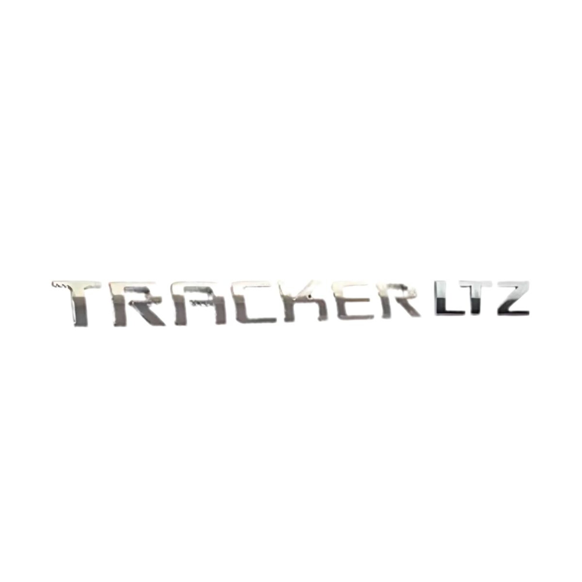 EMBLEMA "TRACKER LTZ" (CROMADO) — Familcar
