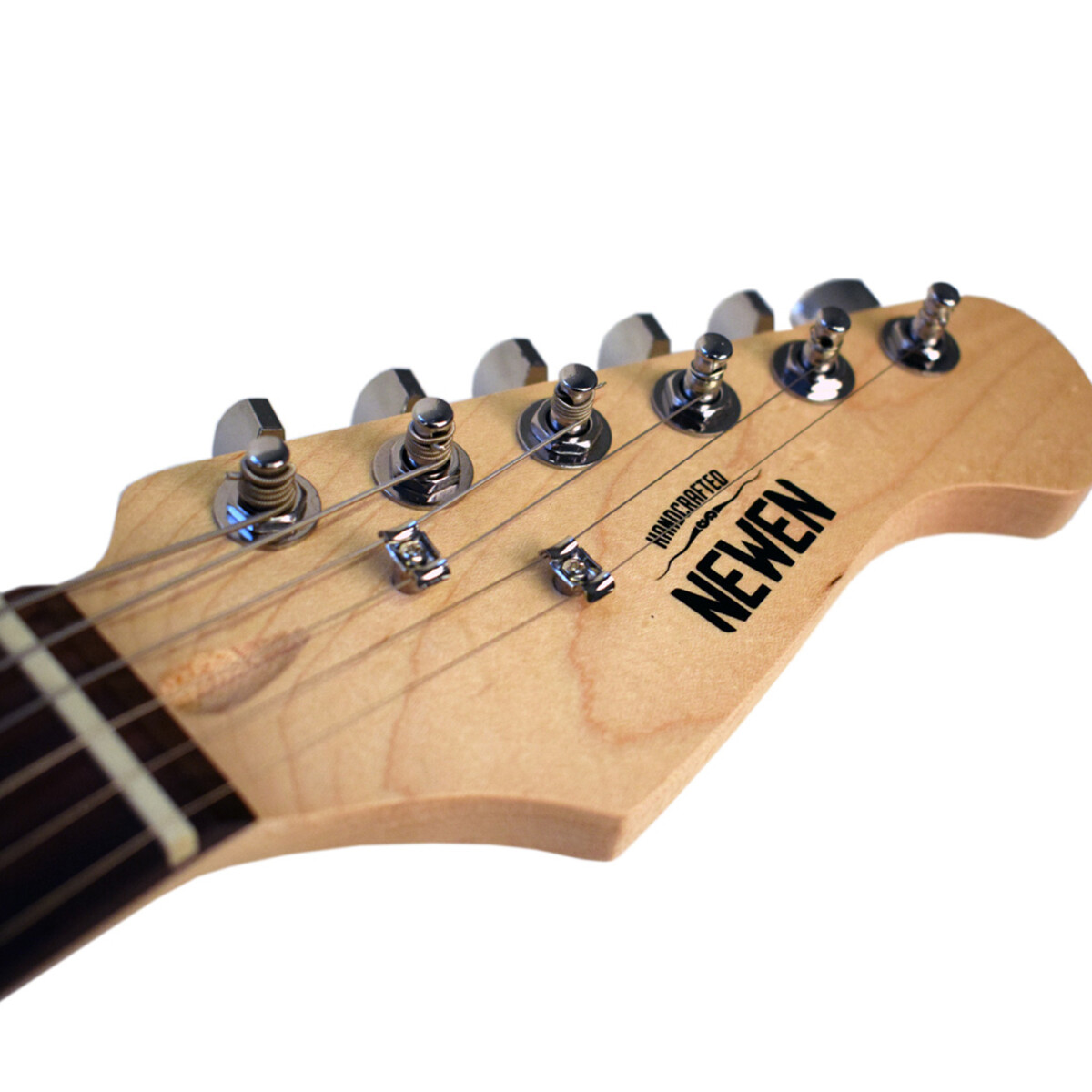 Guitarra Eléctrica Newen Strat Rojo — Palacio de la Música