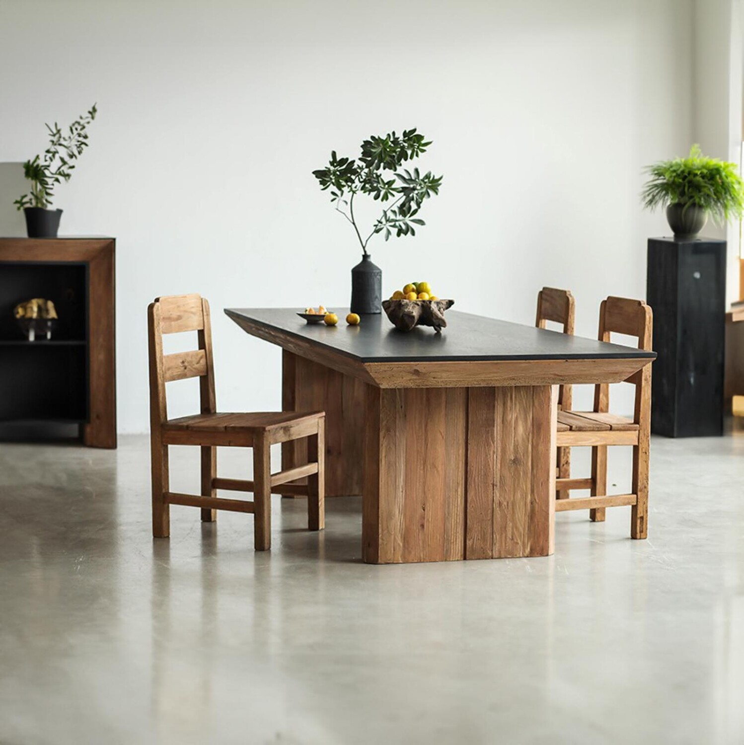 Mesa De Comedor Madera Negro Volcano — Divino