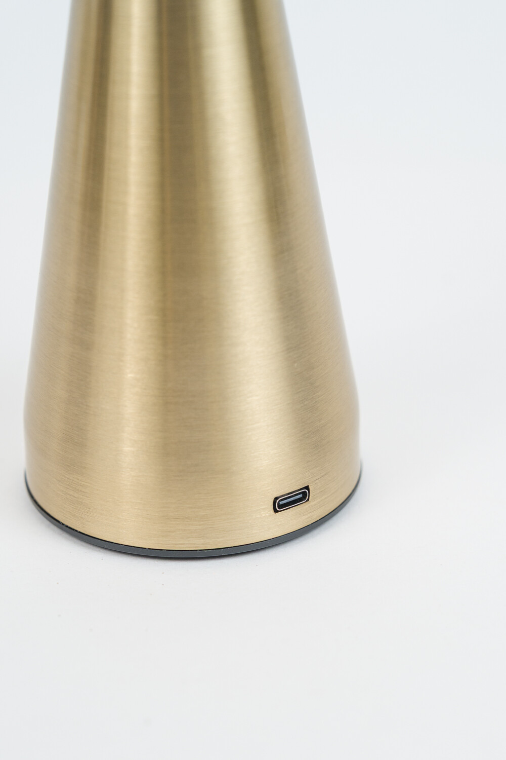 Lampara De Mesa Auma, Touch Usb - Dorado — Indian