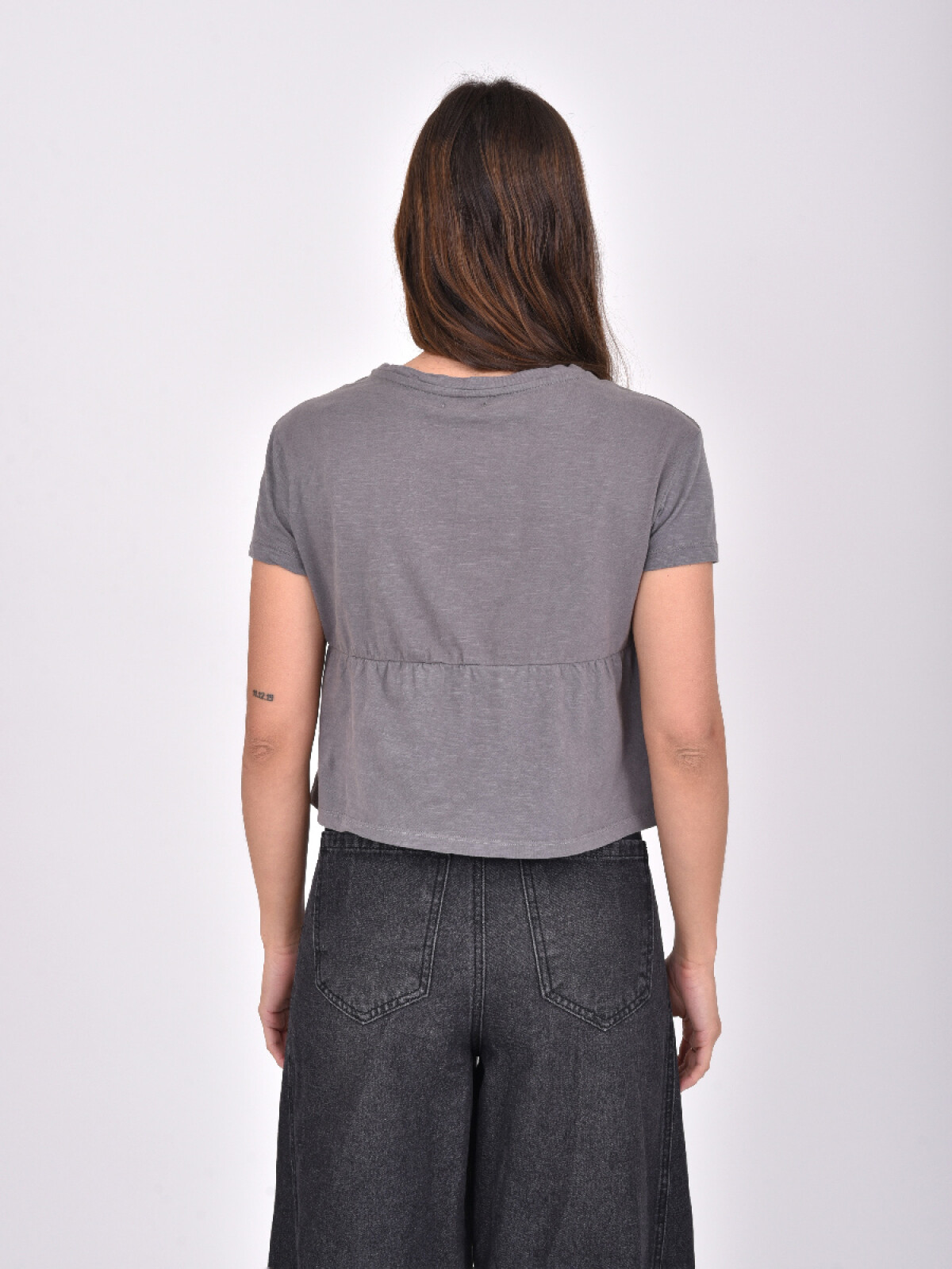 REMERA OLIVO - GRIS OSCURO — Guapa - Paprika